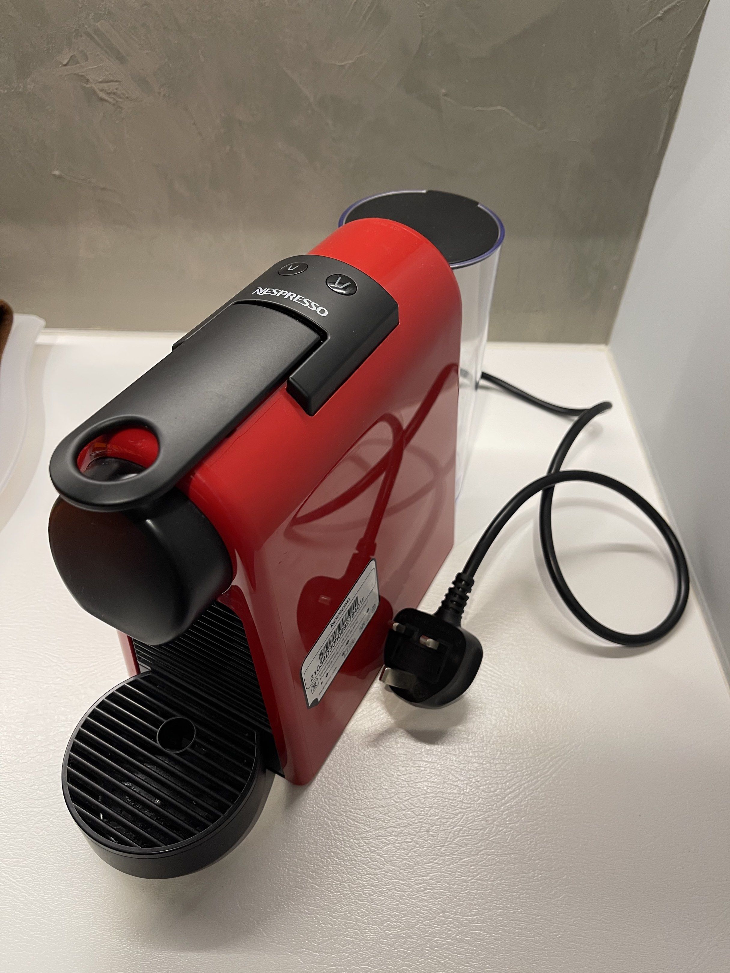 Nespresso Essenza Mini Coffee Machine, TV & Home Appliances, Kitchen ...