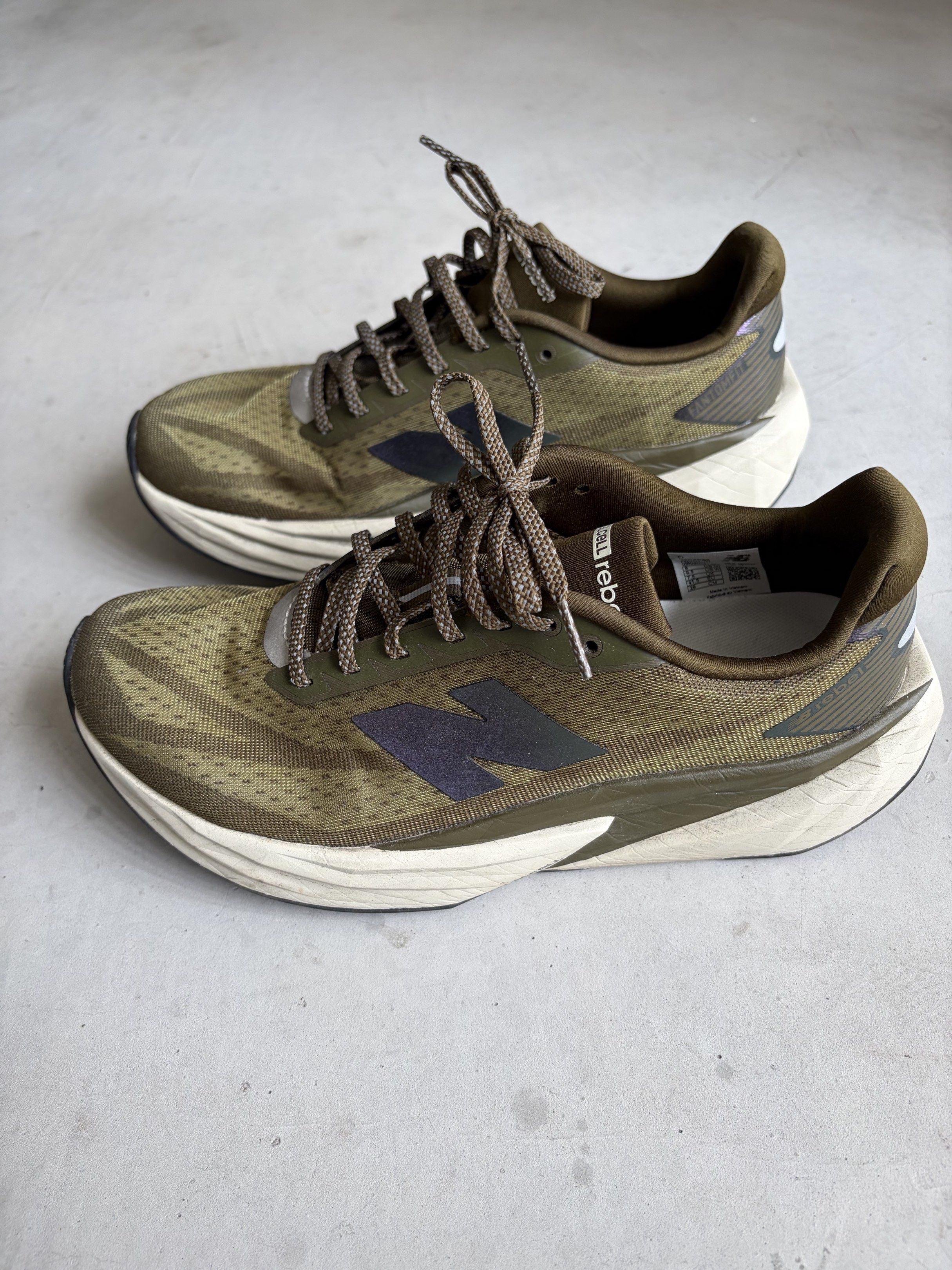 New Balance FuelCell Rebel v5 - Olive Green - US 8, Men's Fashion ...