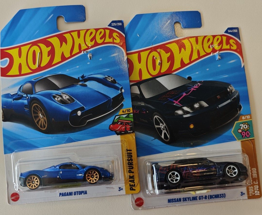 Nissan Skyline GTR R33 and Pagani Utopia Hotwheels Diecast Toy Model ...
