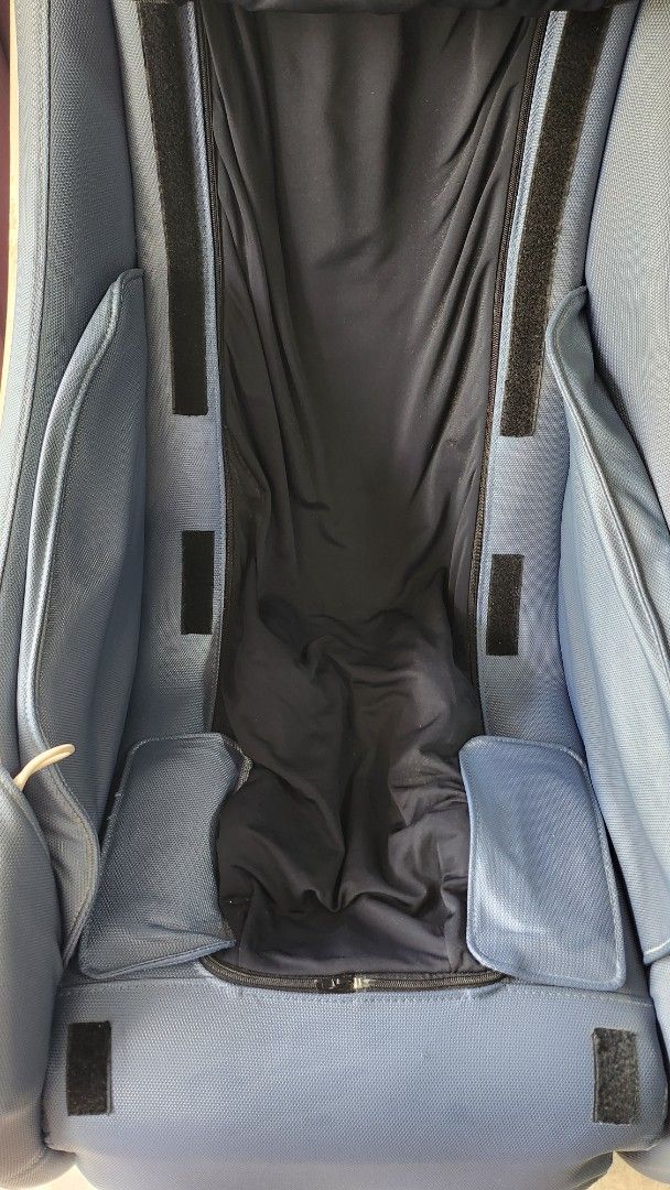 OTO II-zone Star (Model EQ-09S) Massage Chair, Health & Nutrition ...