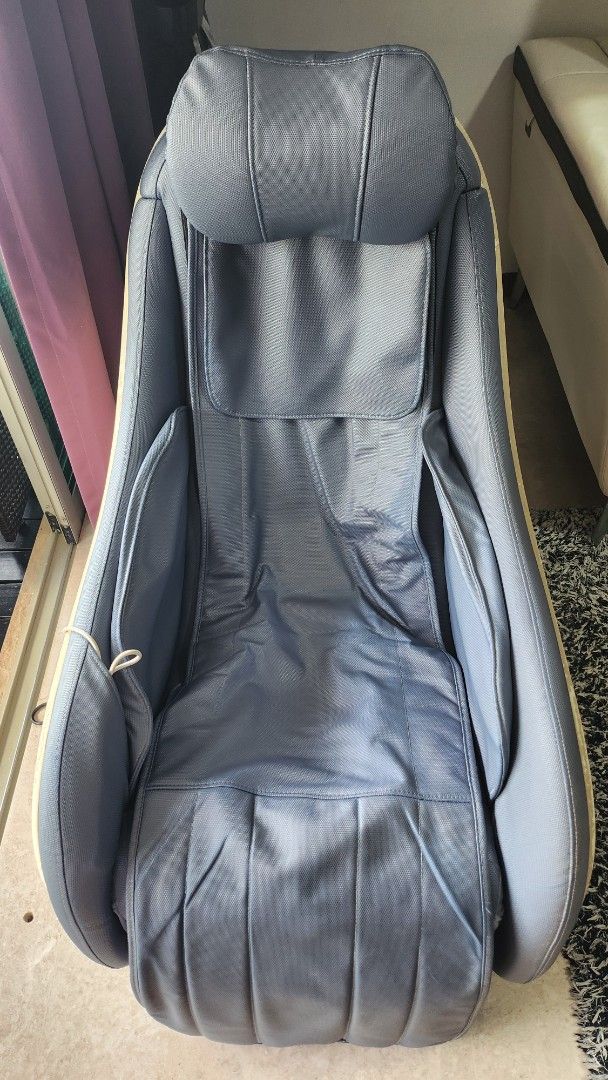OTO II-zone Star (Model EQ-09S) Massage Chair, Health & Nutrition ...