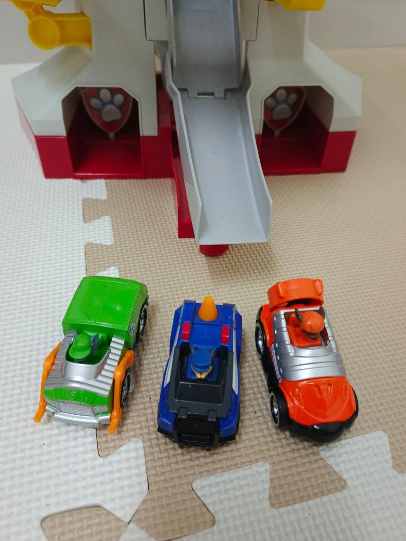 Paw Patrol Lookout Tower Playset with 3 Diecast, Hobbies & Toys, Toys ...