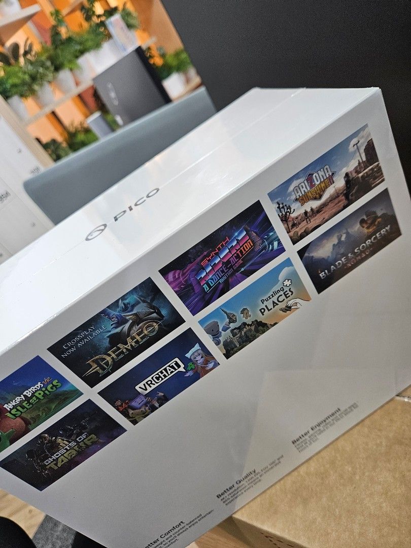 PICO 4 ULTRA ( Price Negotiable), Video Gaming, Gaming Accessories ...