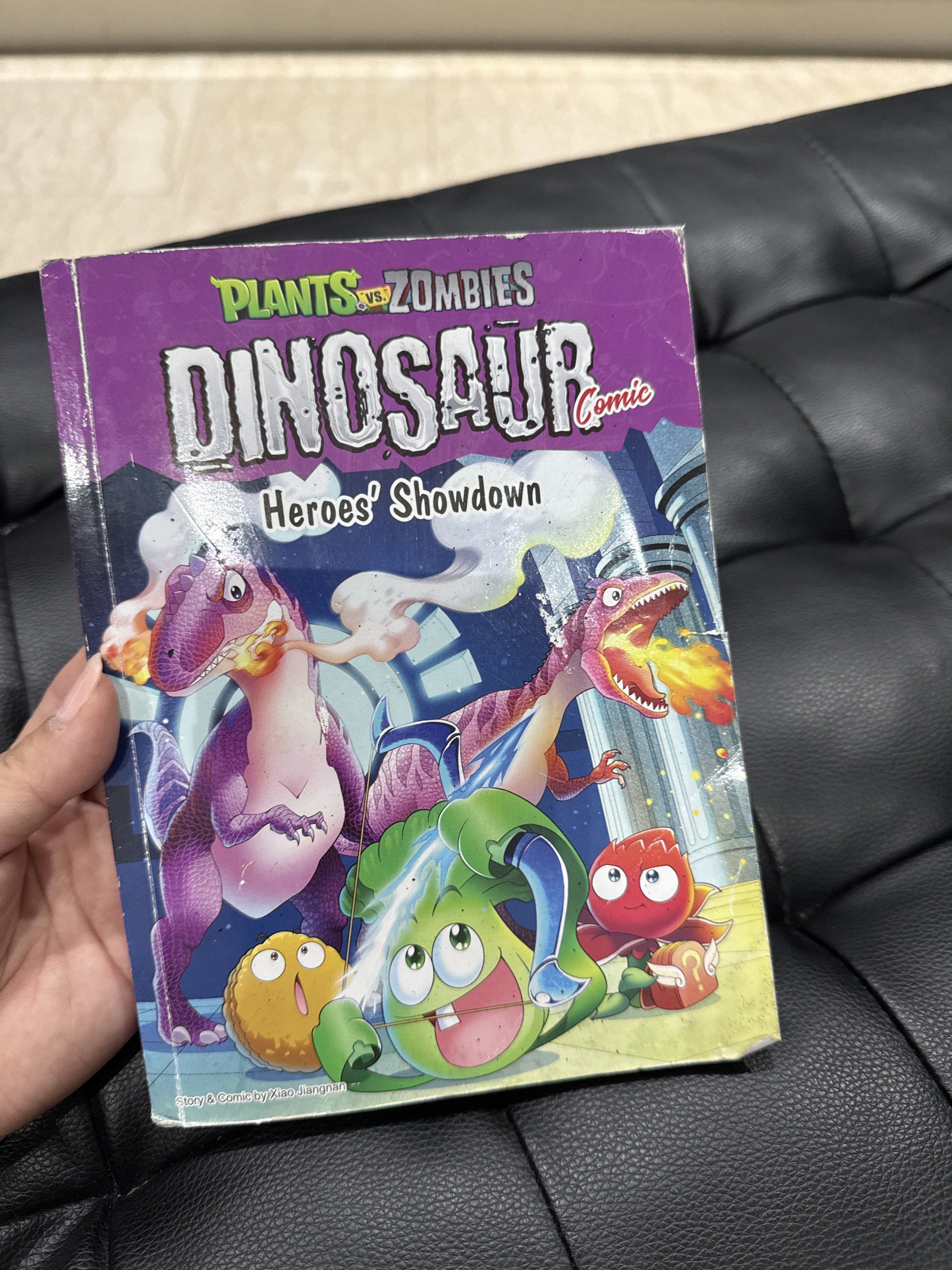 Plants vs. Zombies Dinosaur Comic Book, Hobbies & Toys, Books ...