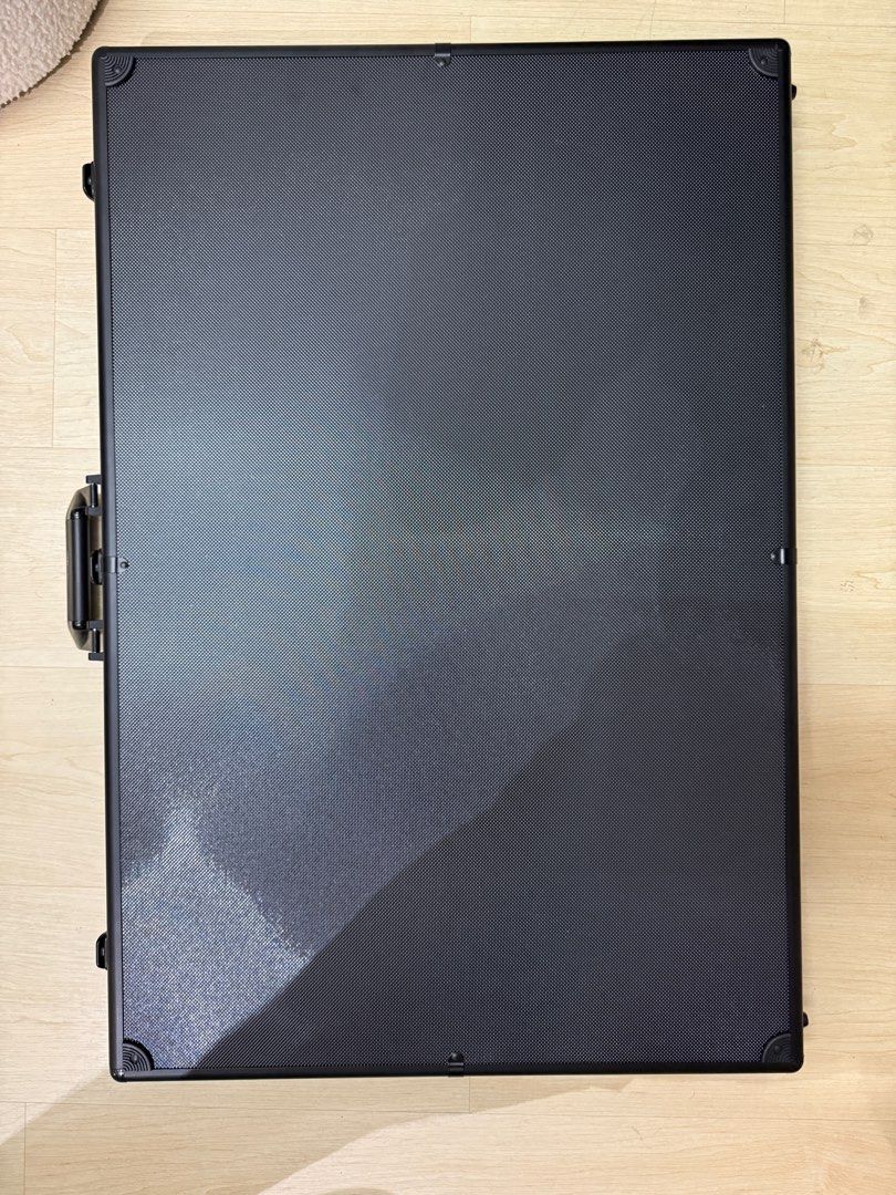 (PO) slab display case, Hobbies & Toys, Toys & Games on Carousell