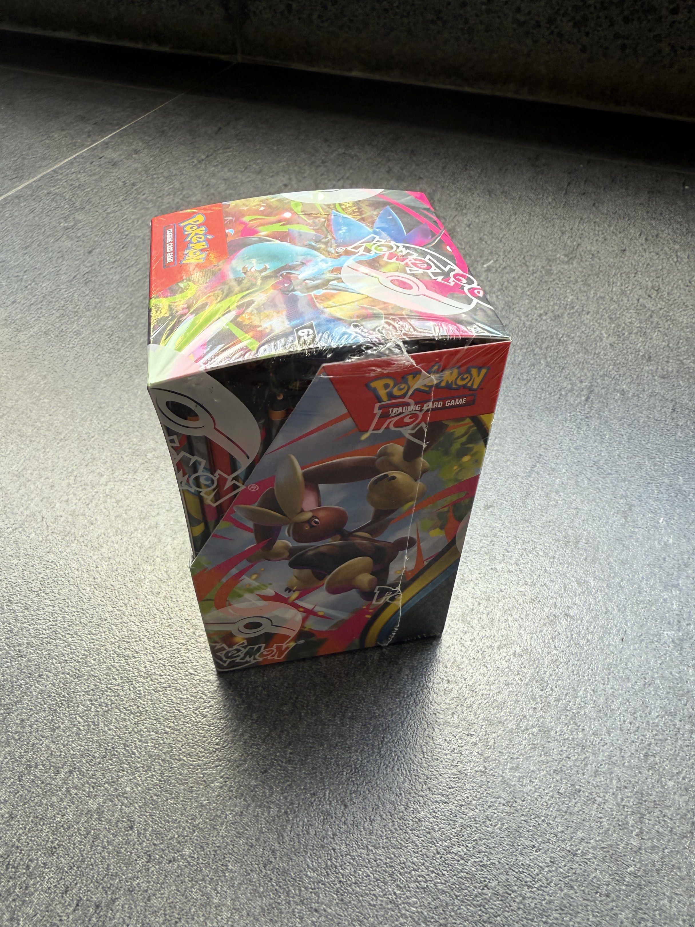 Pokemon TCG Mega Evolution Phantasmal Flames Booster Box, Hobbies ...