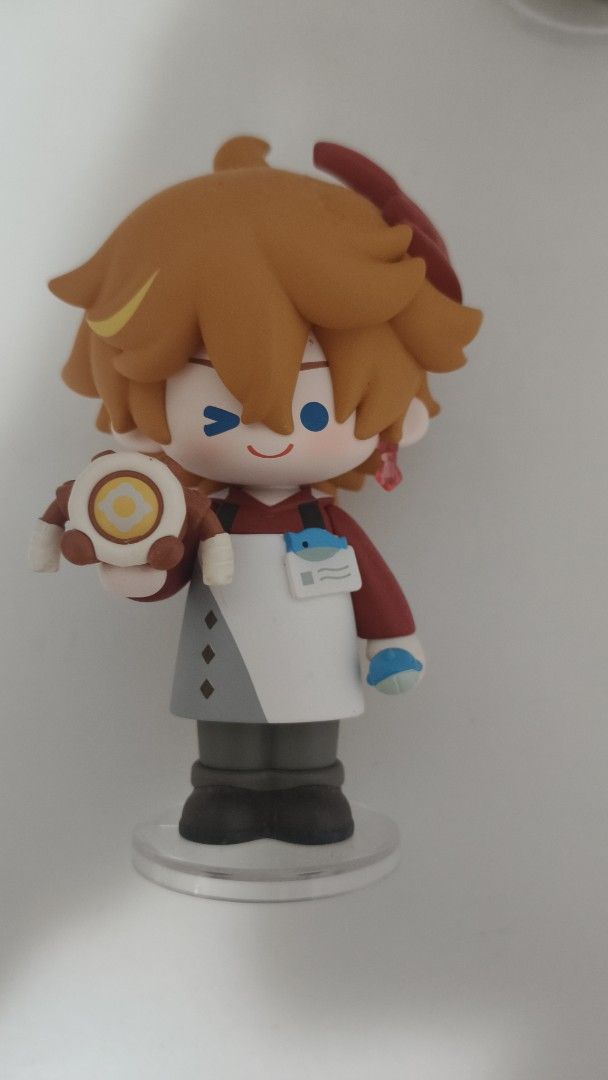 PENANG ONLY popmart figures ( Genshin impact and Skull Panda Christmas ...