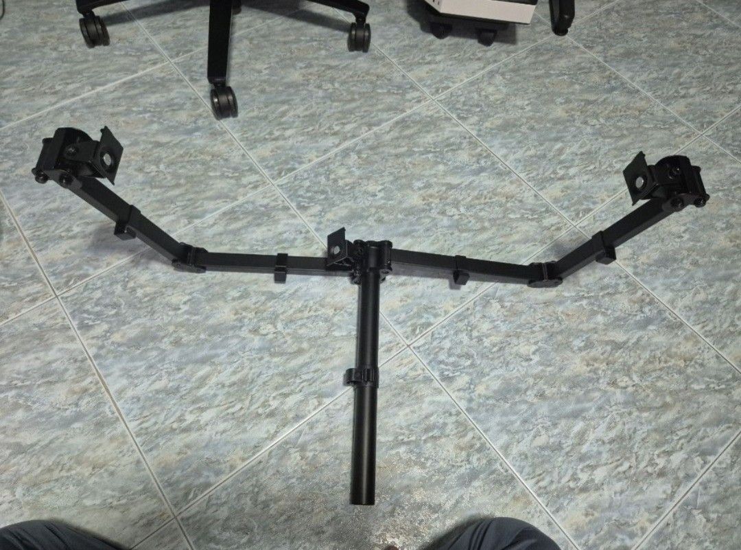 Prism+ Vantage Triple Monitor Arm, Computers & Tech, Parts ...