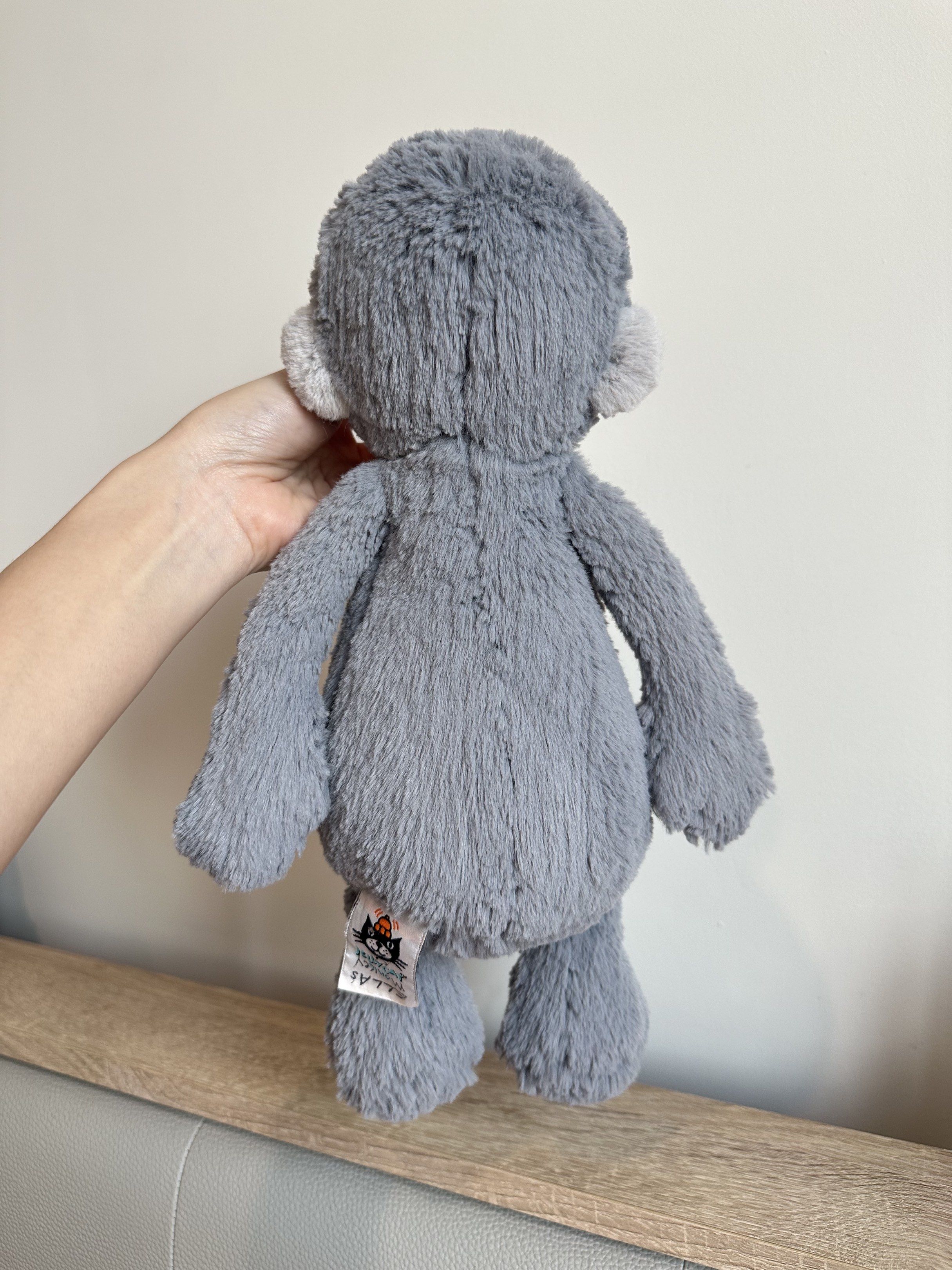 SALE PRICE 🔥Rare & Retired 🦍Preloved🩶Jellycat Bashful Gorilla Tag got ...