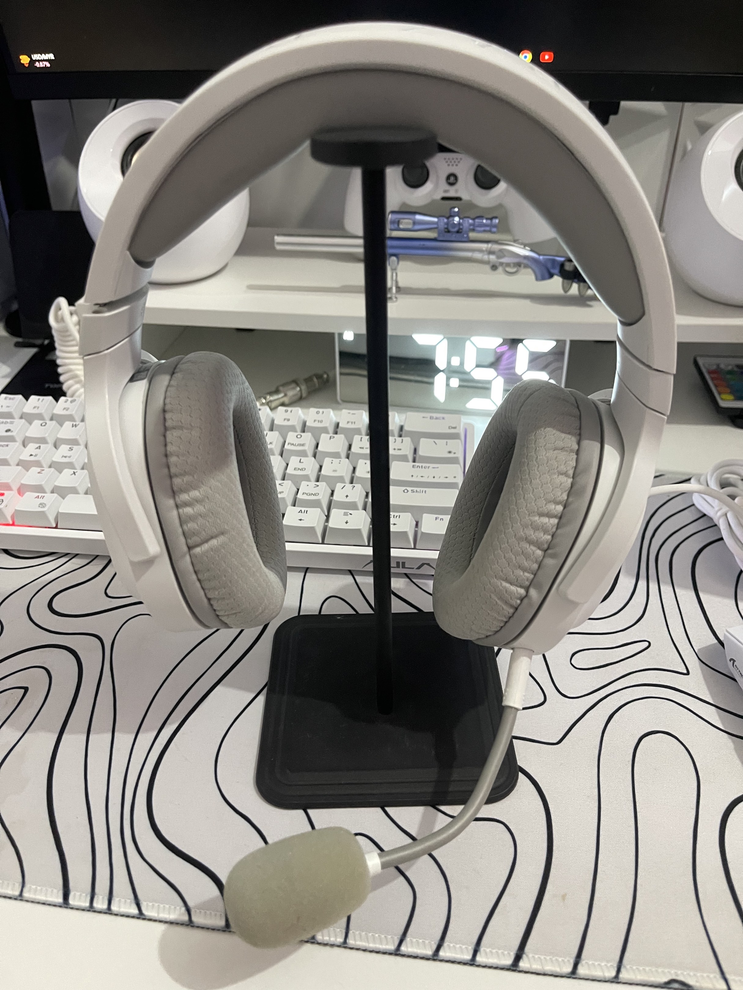 Razer Barracuda X Mercury Edition Wireless Headphones, Audio ...