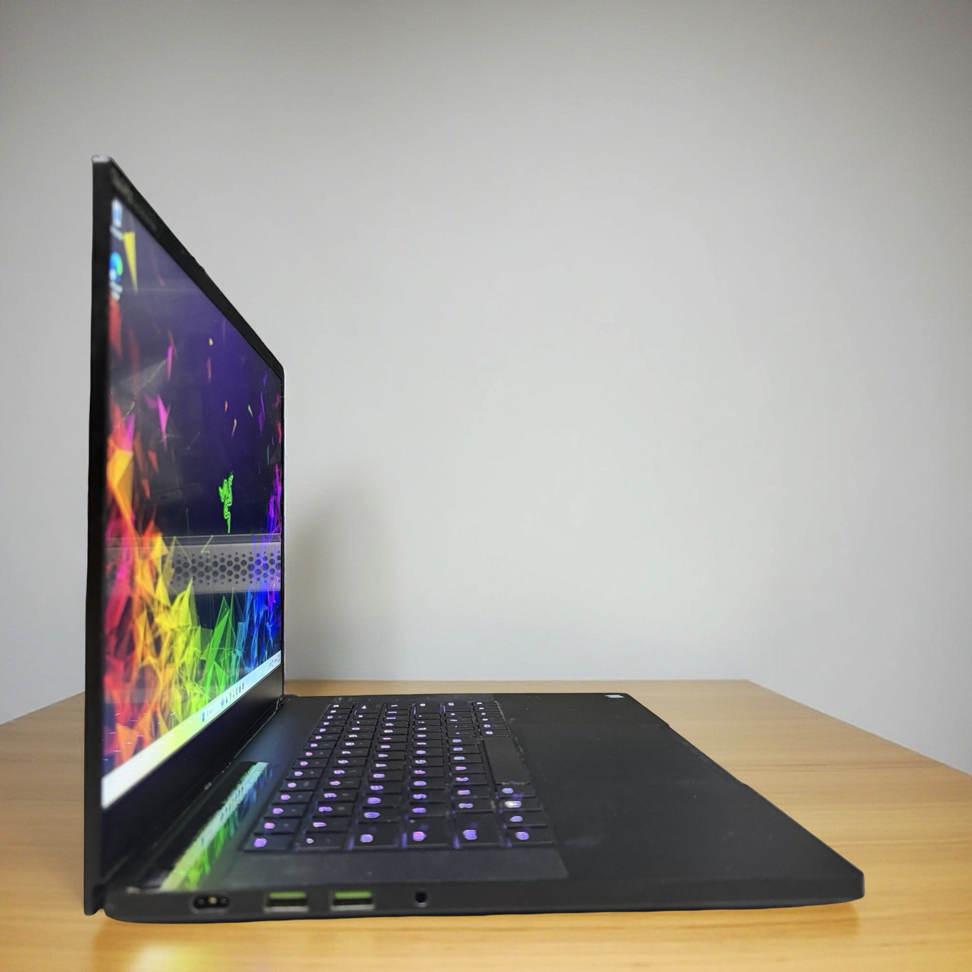 Razer Blade GTX 1070 144Hz Gaming Laptop | 144Hz FHD Display | i7-8750H ...