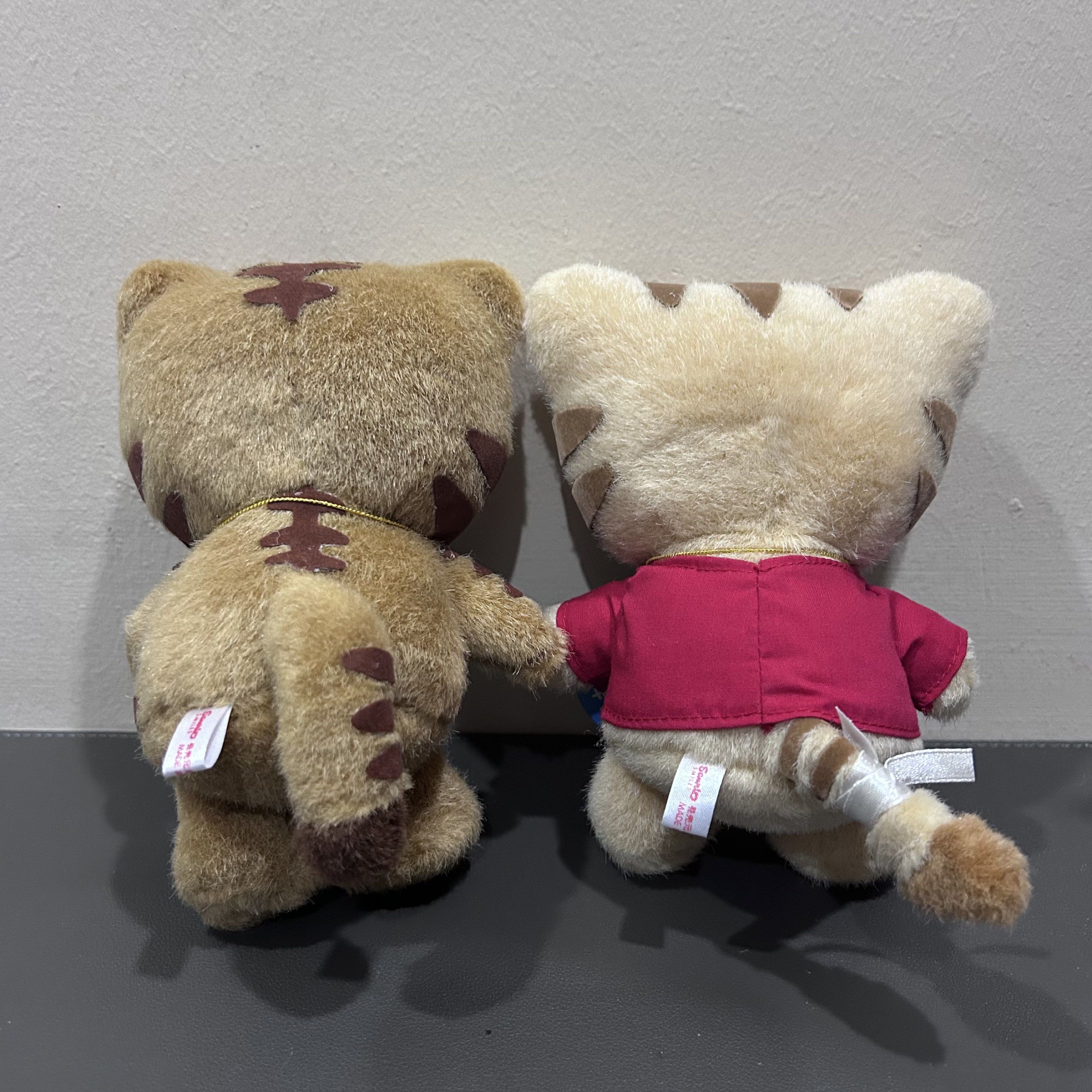 Sanrio Vintage Nola & Minny Plushie Collectables, Hobbies & Toys, Toys ...