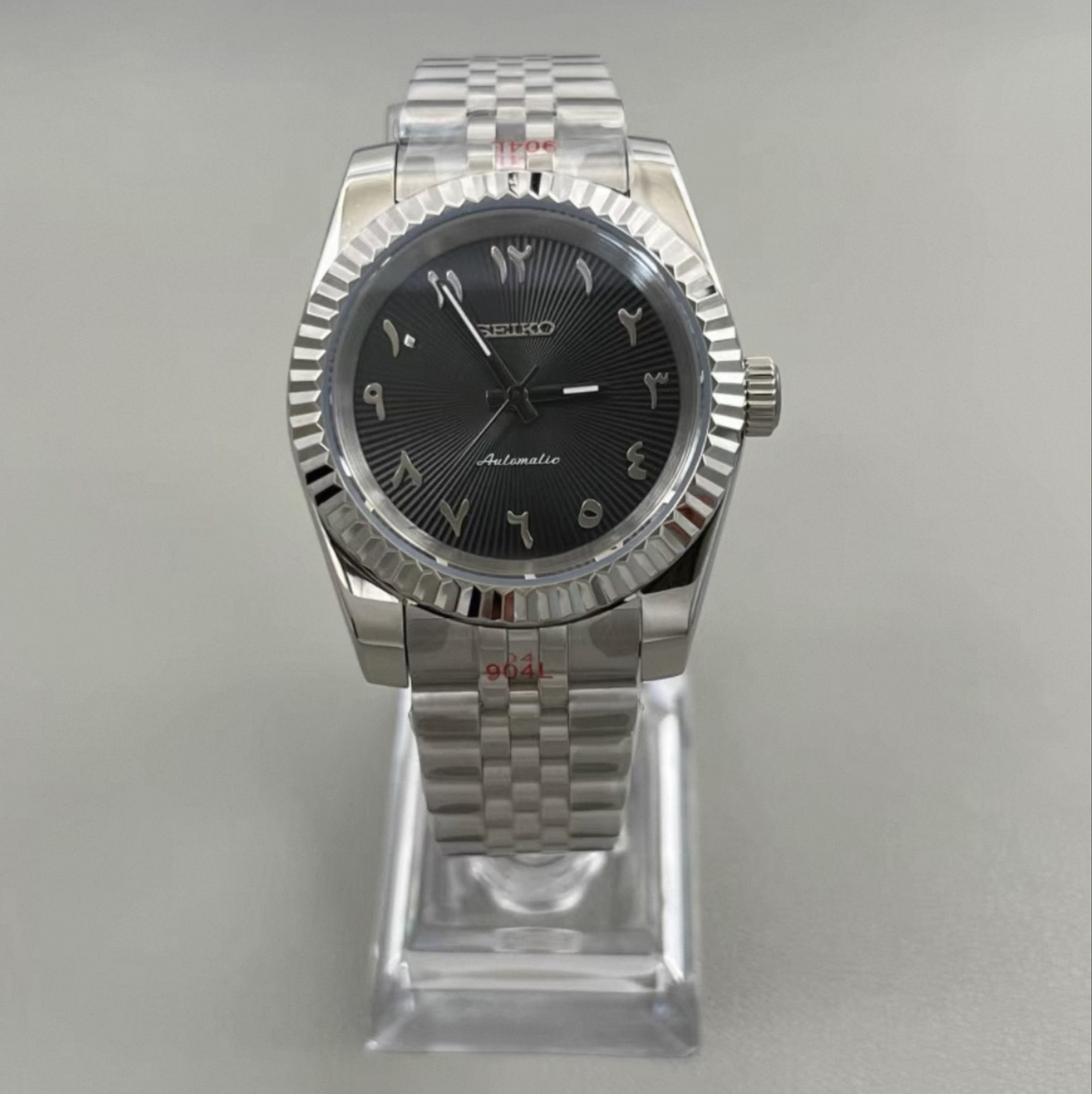 Seiko Automatic Watch with Arabic Numerals, Luxury, Watches on Carousell