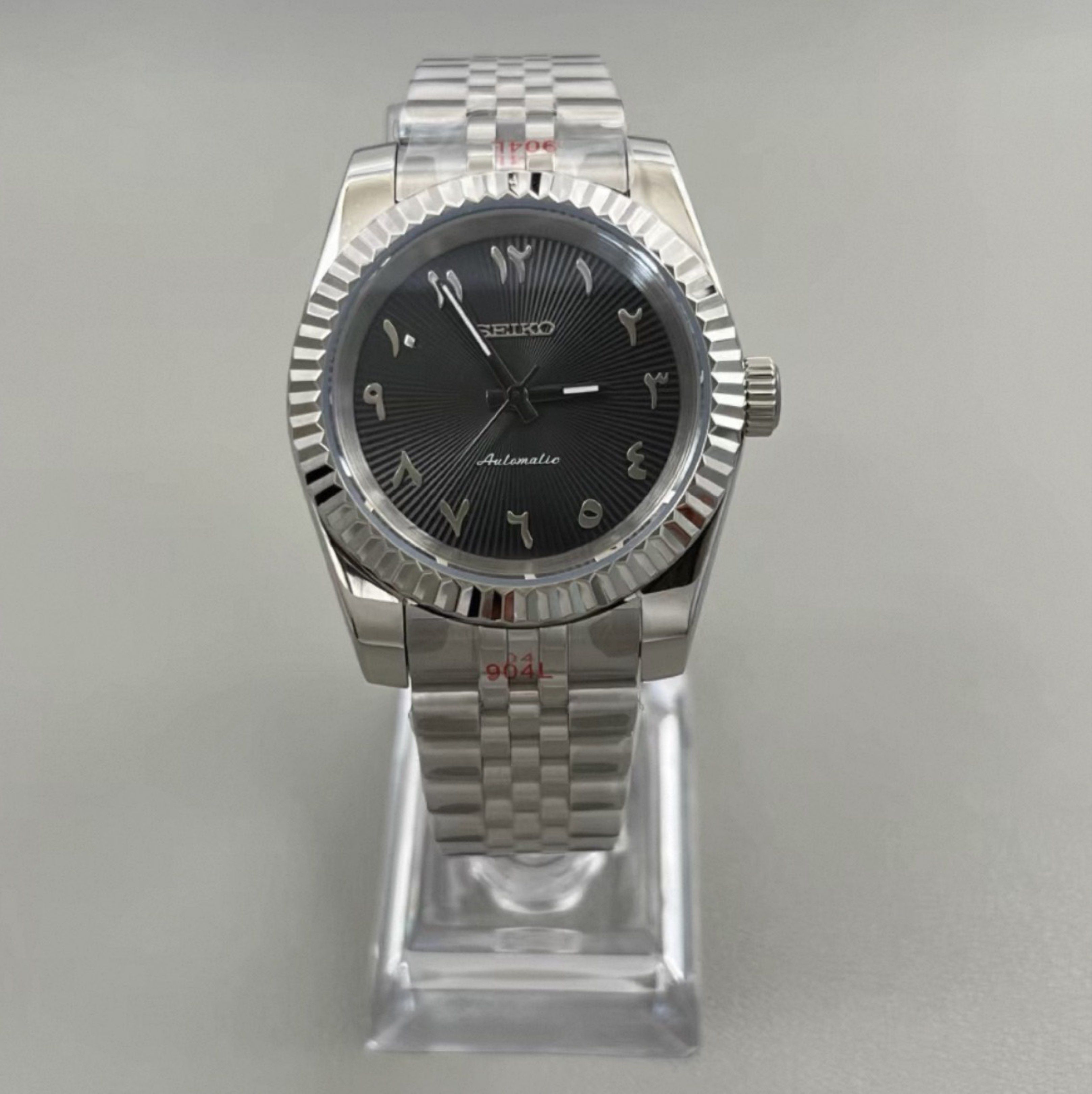 Seiko Automatic Watch with Arabic Numerals, Luxury, Watches on Carousell