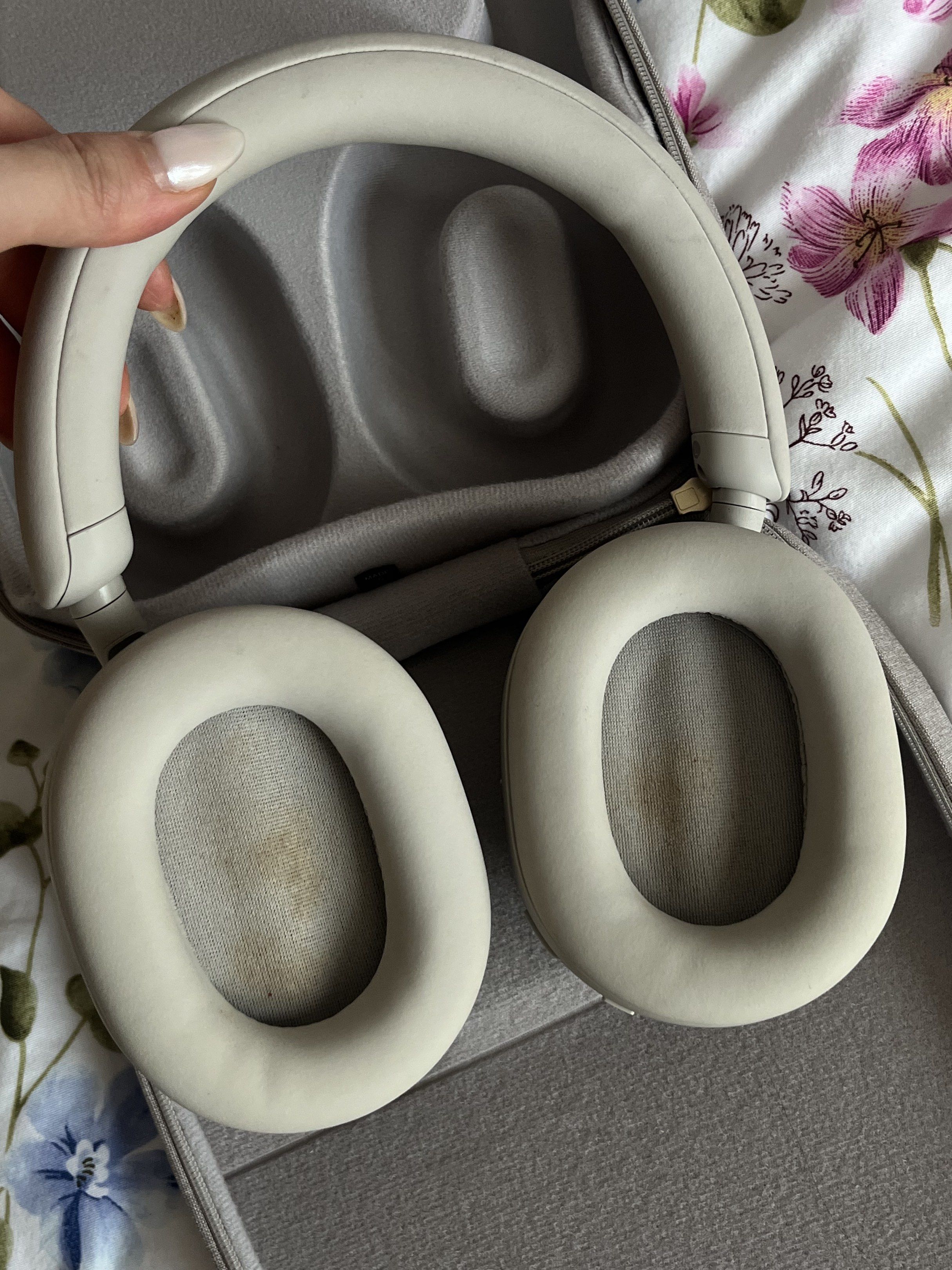 Sony WH-1000XM5 Noise Cancelling Headphones, Audio, Headphones ...