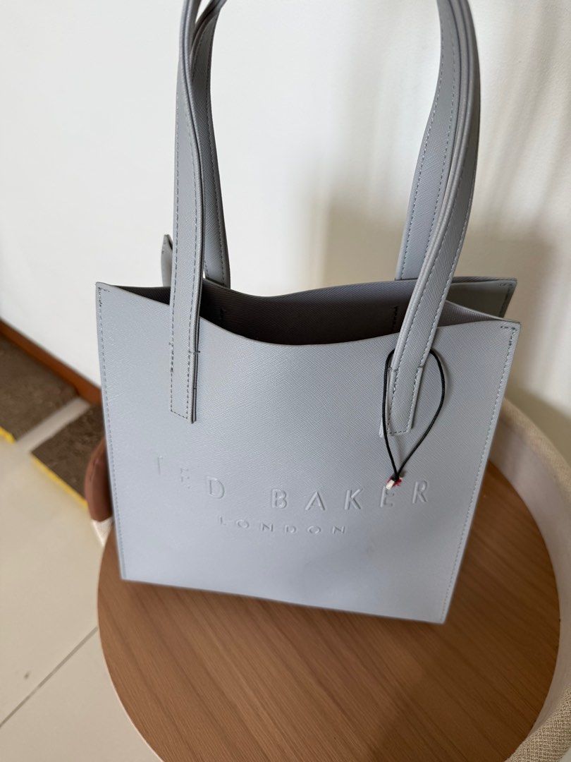 Ted Baker small tote 👜, Women's Fashion, Bags & Wallets, Tote Bags on ...