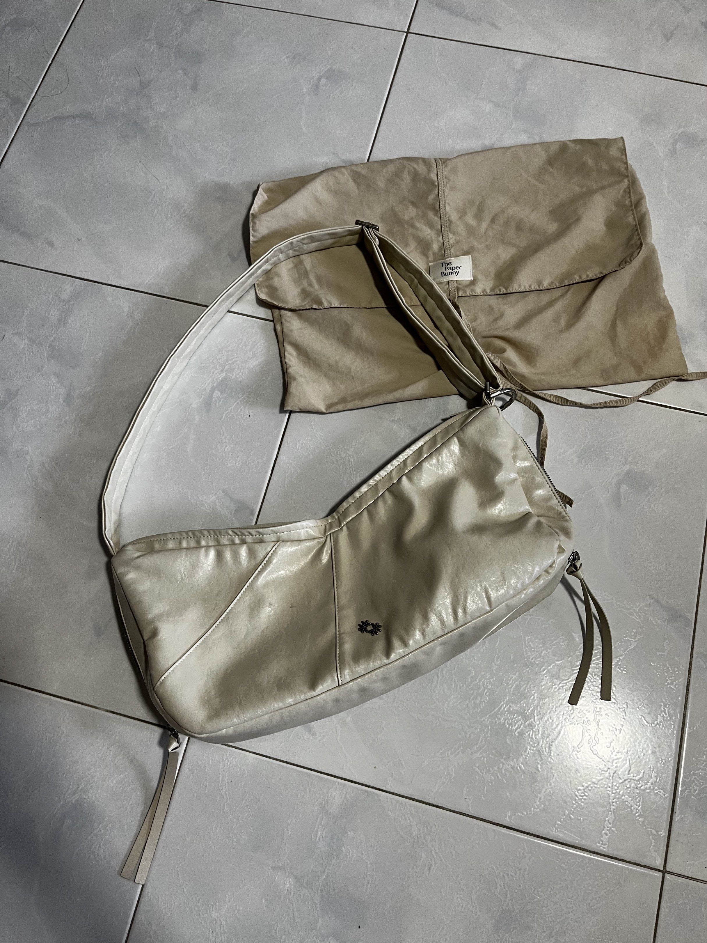 The Paper Bunny The Vessel Bag - Rich Whip, Women's Fashion, Bags ...