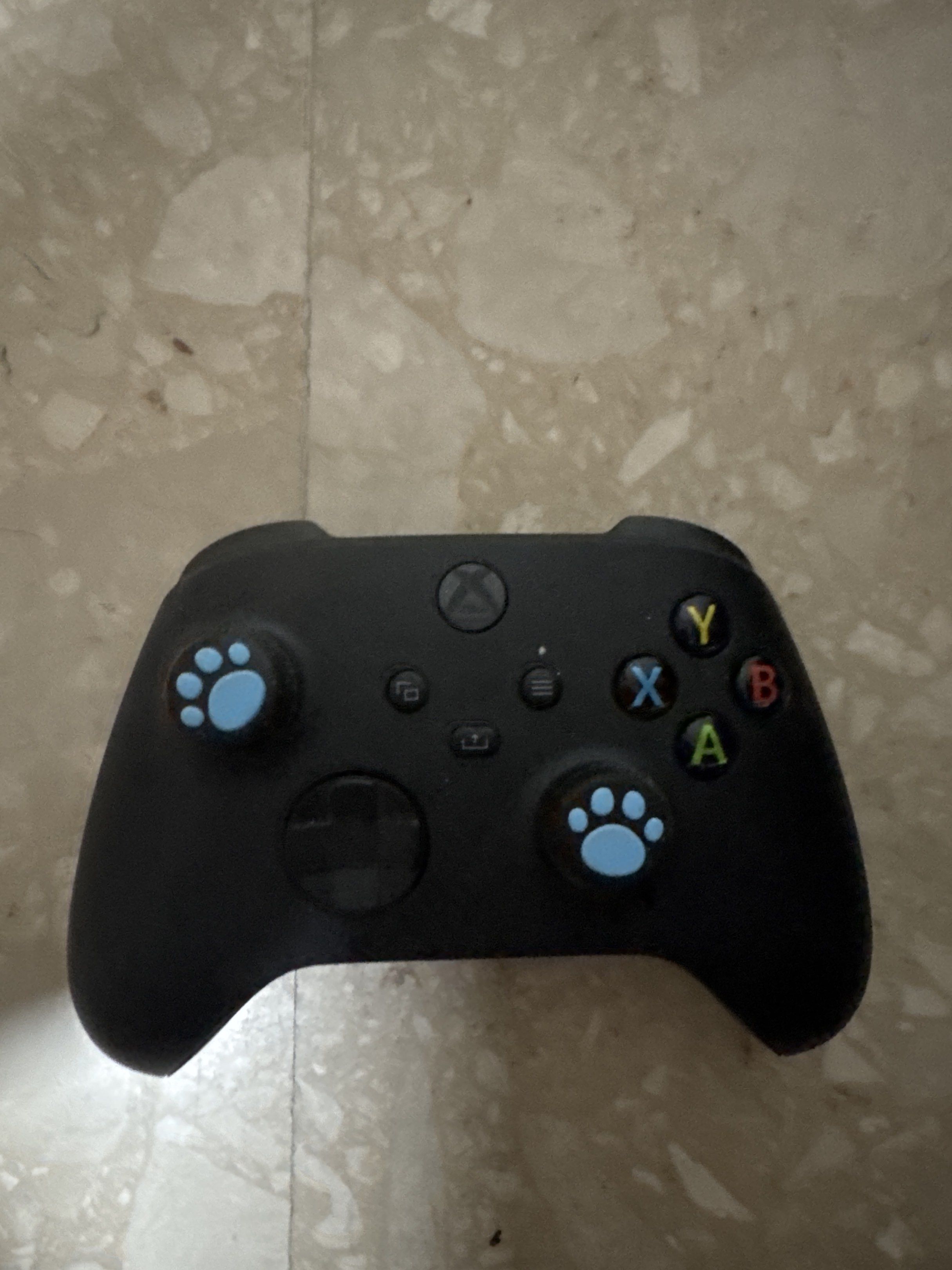 Xbox Series X/S Controller with Paw Grips, Video Gaming, Gaming ...