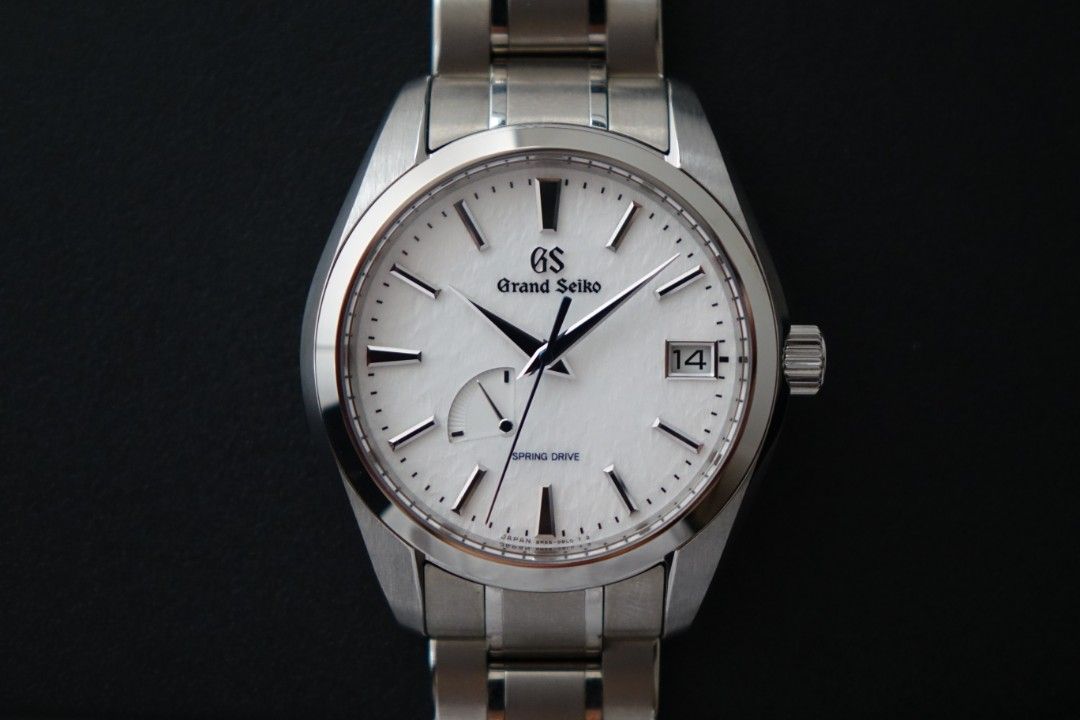 2025 Grand Seiko SBGA211 Snowflake full set, Luxury, Watches on Carousell