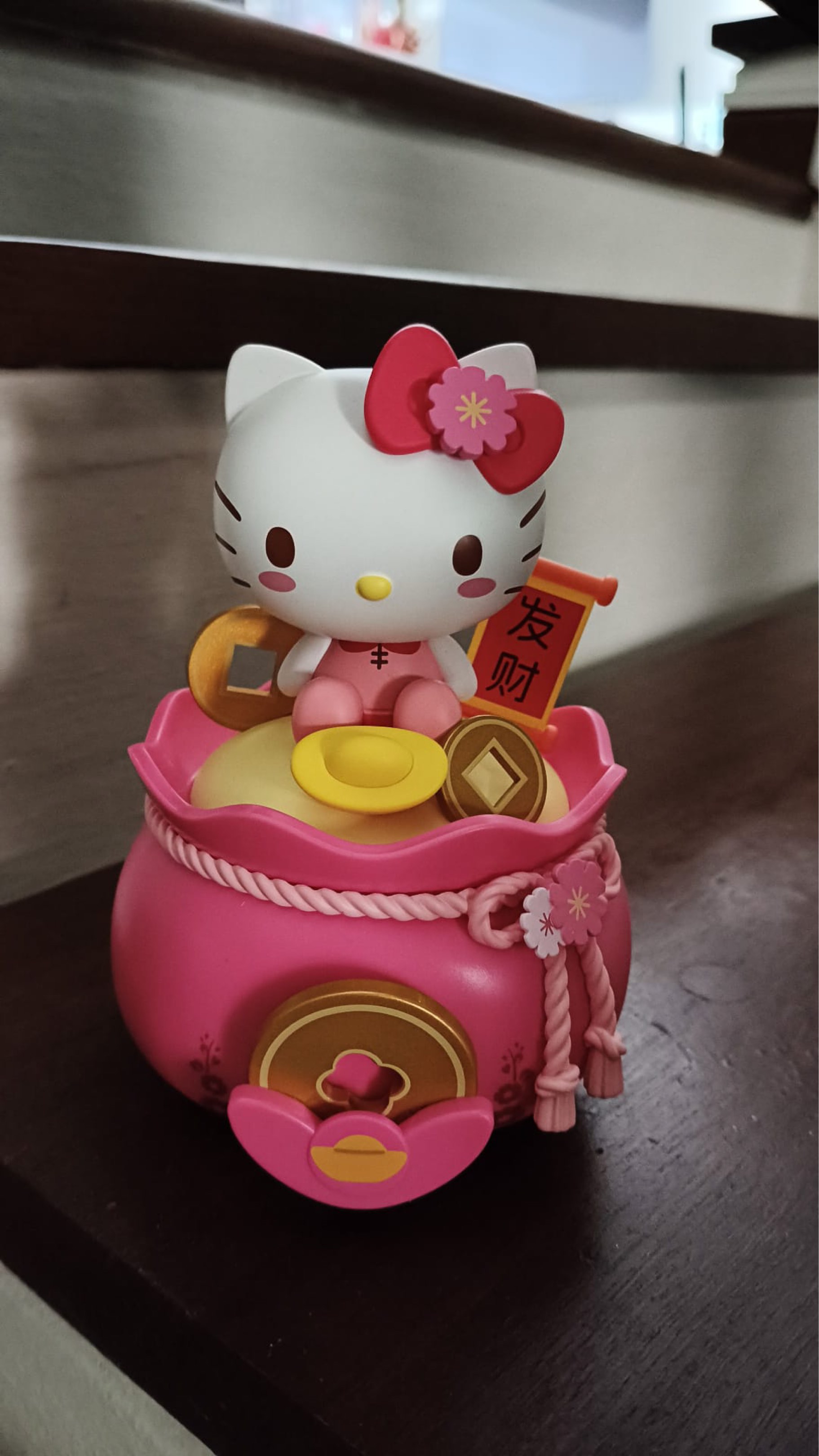 7-11 Hello Kitty Chinese New Year Figurine- trade with kuromi, Hobbies ...