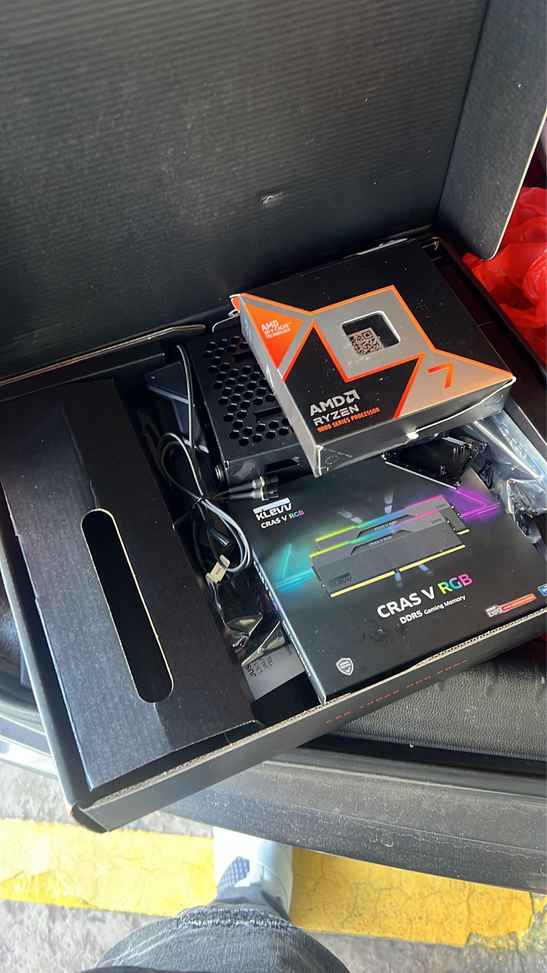 AMD Ryzen 7 9800x3d + rog b850 strix motherboard, Computers & Tech ...