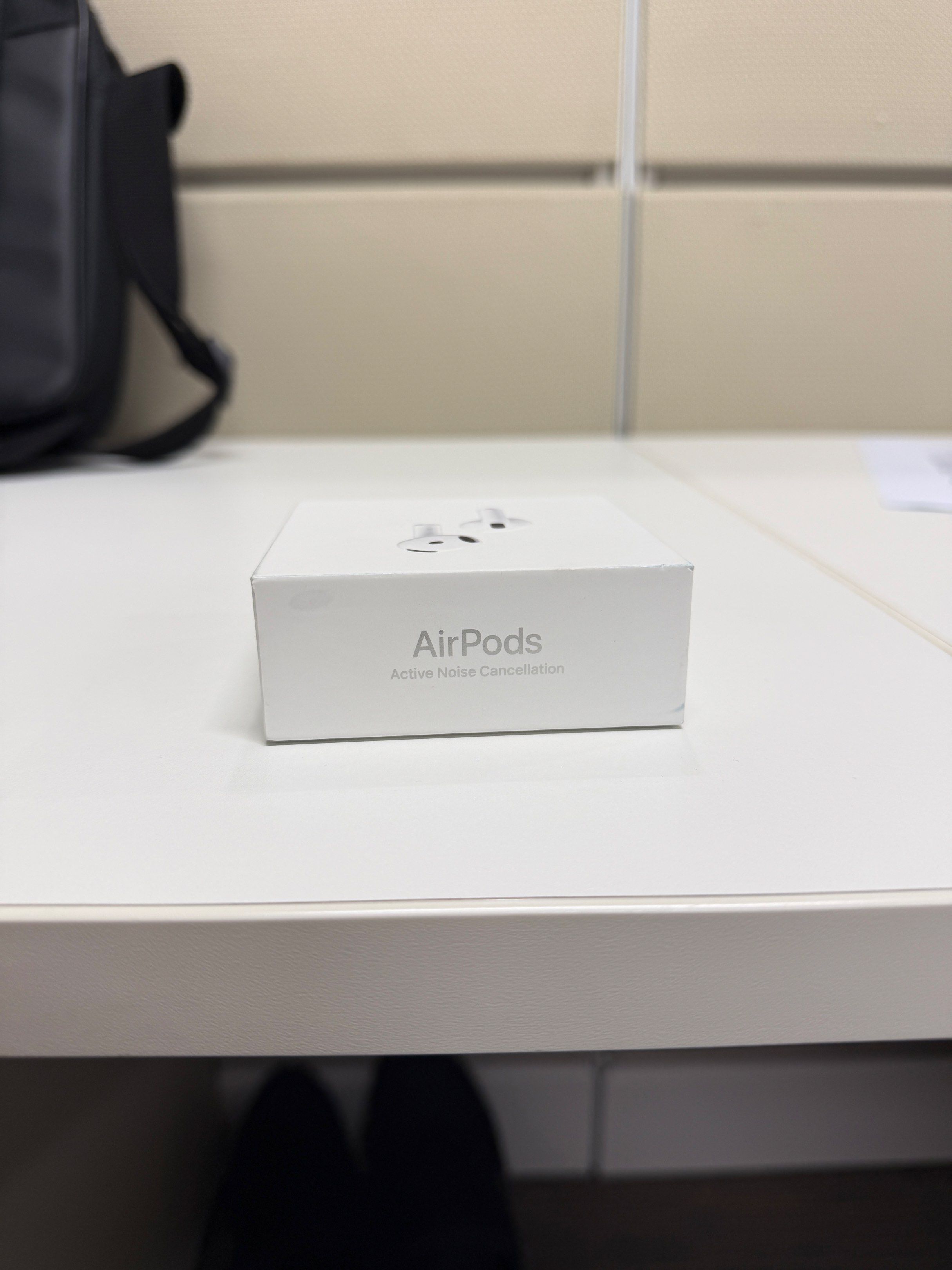 Apple AirPods 4 with Active Noise Cancellation, Audio, Earphones on ...