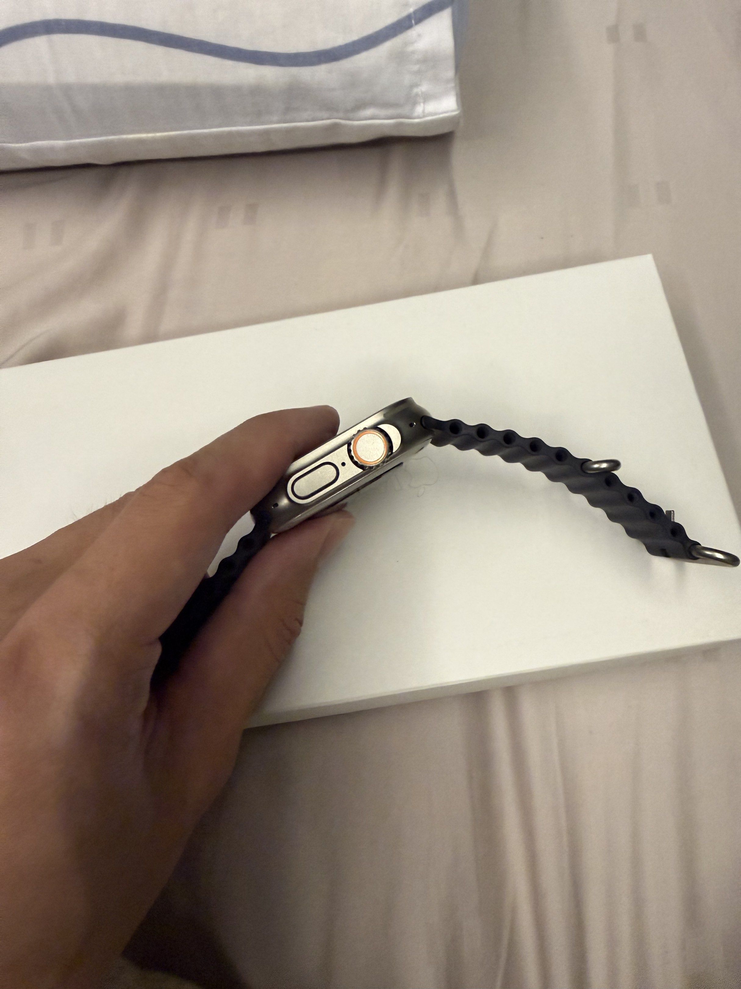 Apple Watch Ultra 2 - Midnight Ocean Band, Mobile Phones & Gadgets ...