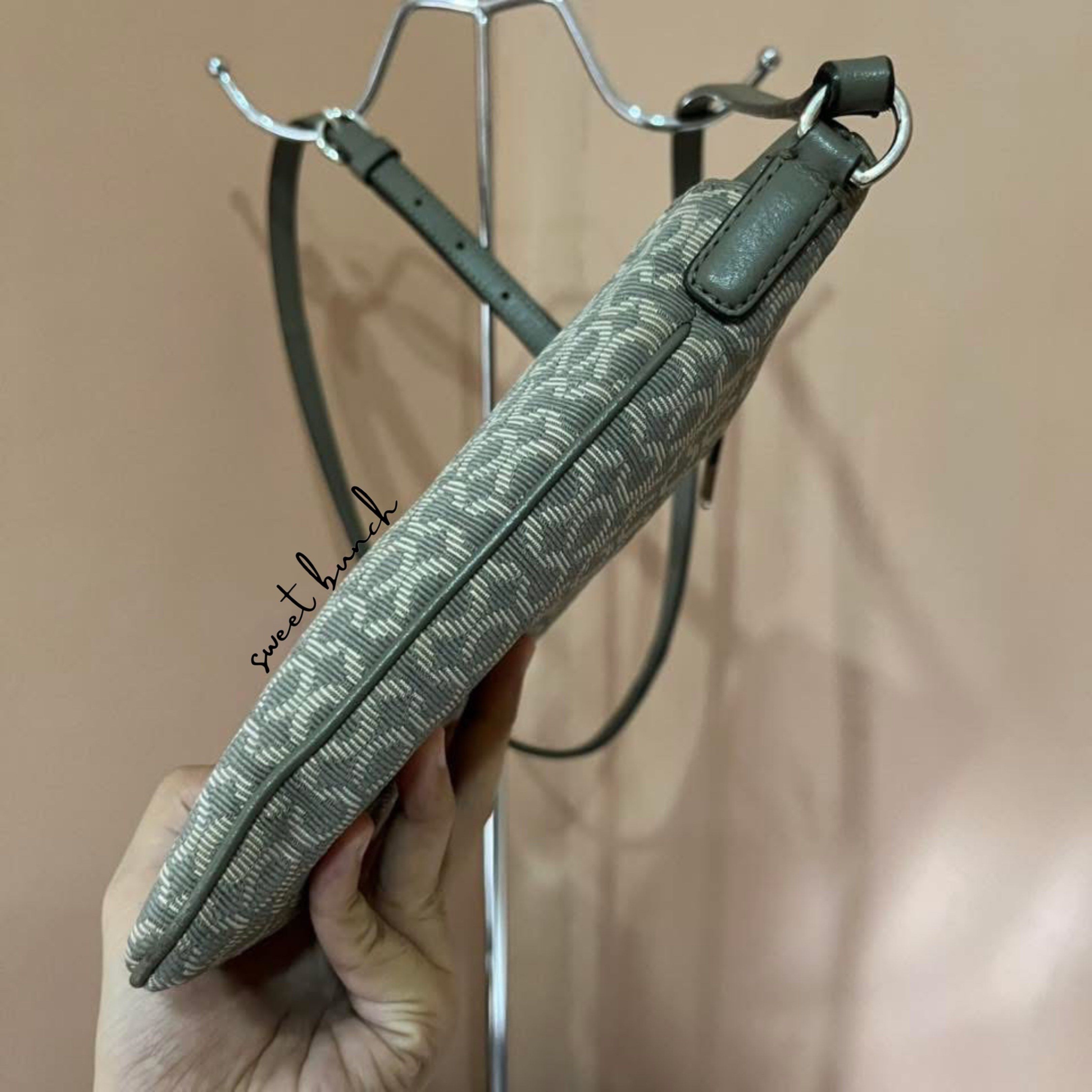 Coach Swingback Madison Op Art Crossbody Bag (MAGBASA PO MUNA NG ...