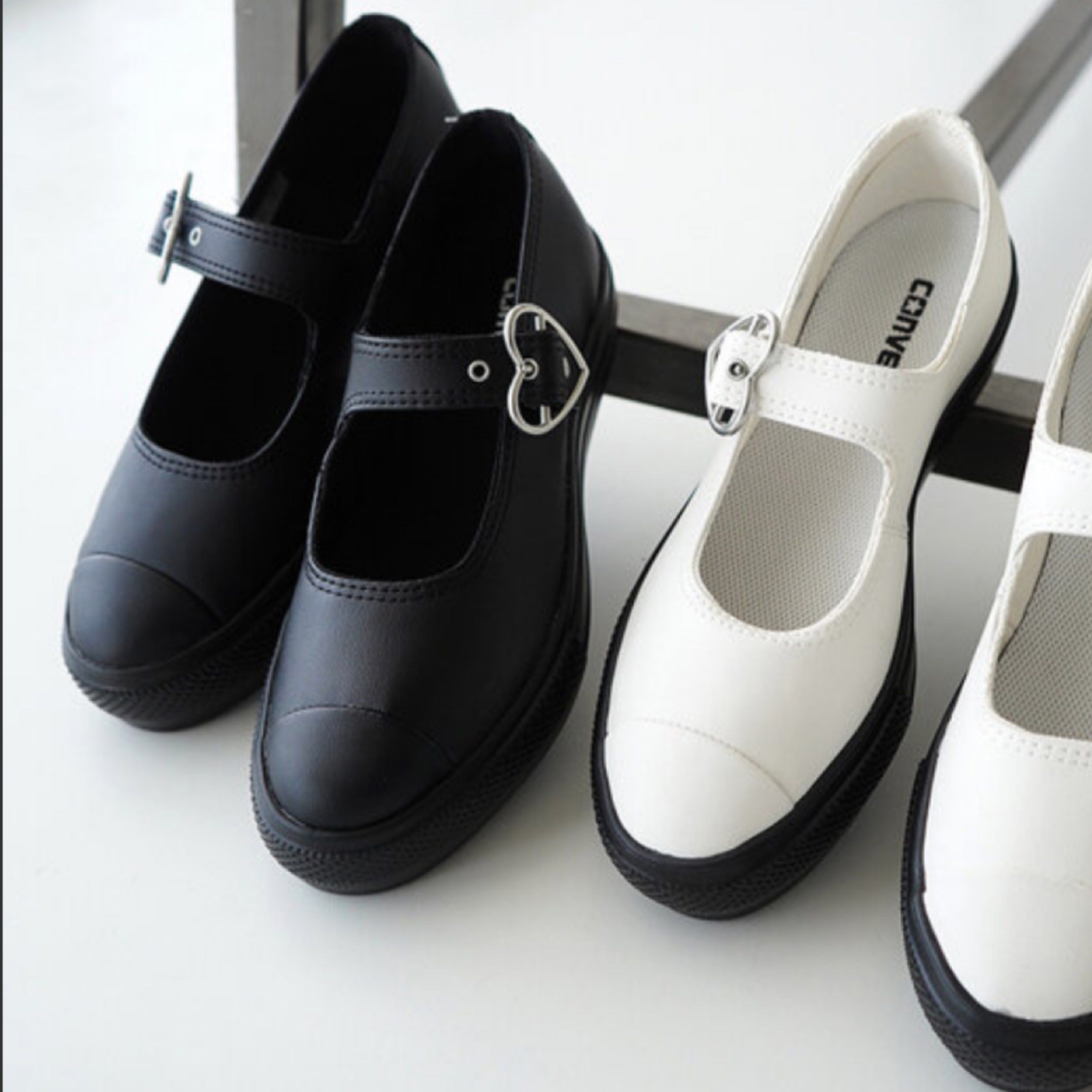 Converse All Star Light PLTS MJ Heartbuckle OX, Women's Fashion ...