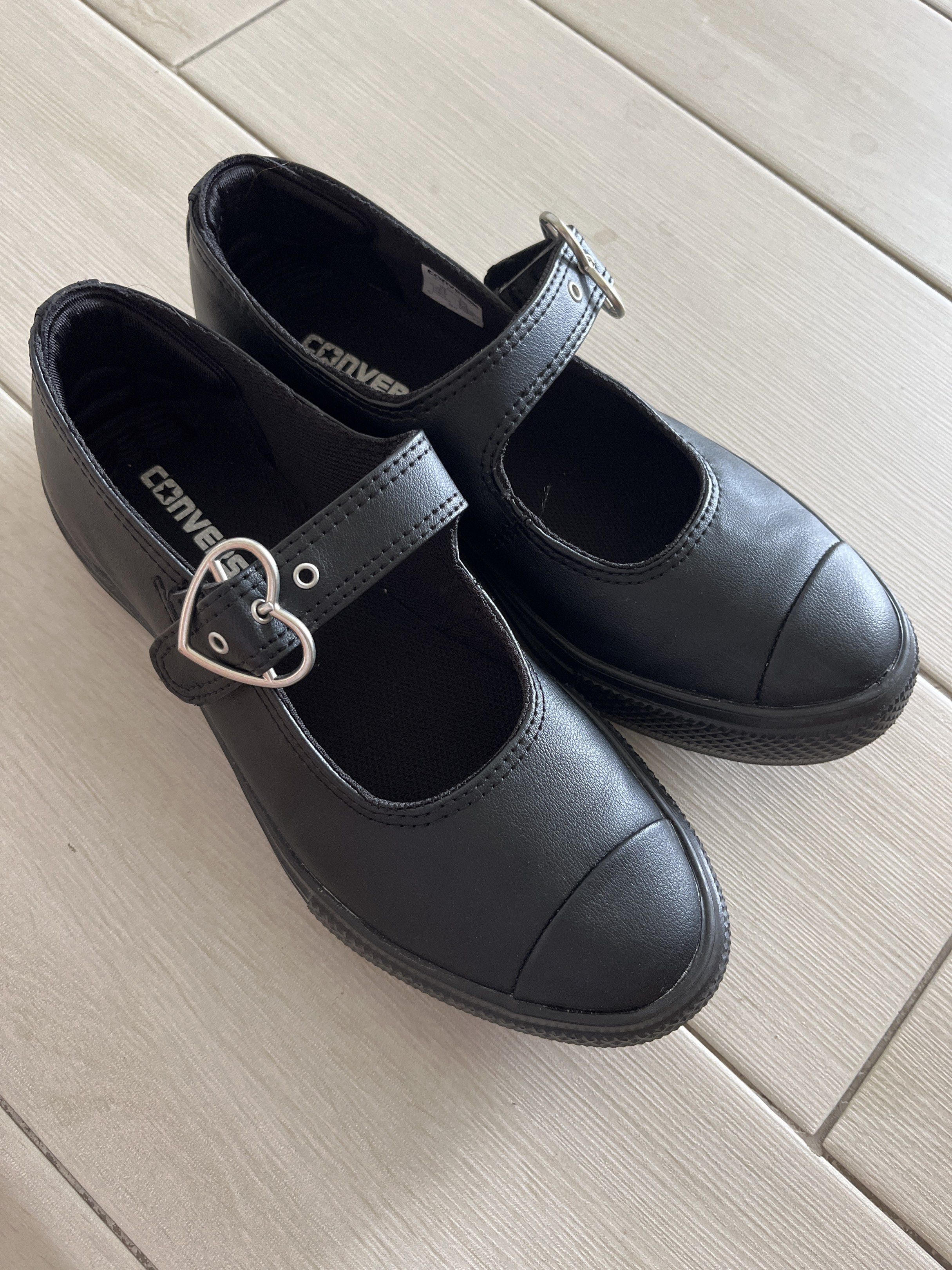 Converse All Star Light PLTS MJ Heartbuckle OX, Women's Fashion ...