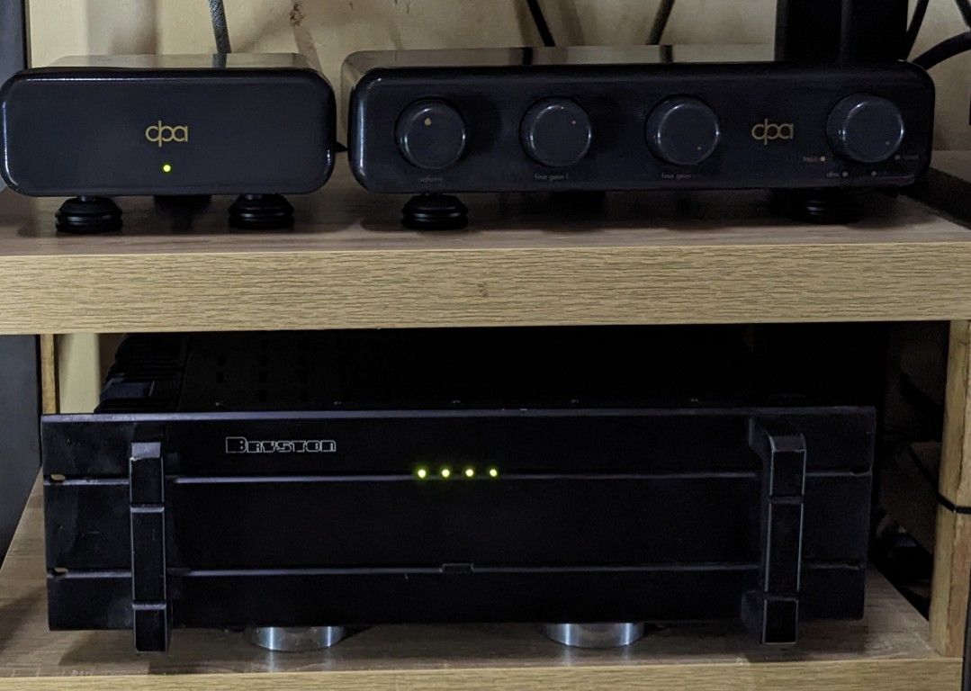 Deltec DPA 50/DSP50S Preamp & Bryston 8B SST Power Amplifier, Audio ...