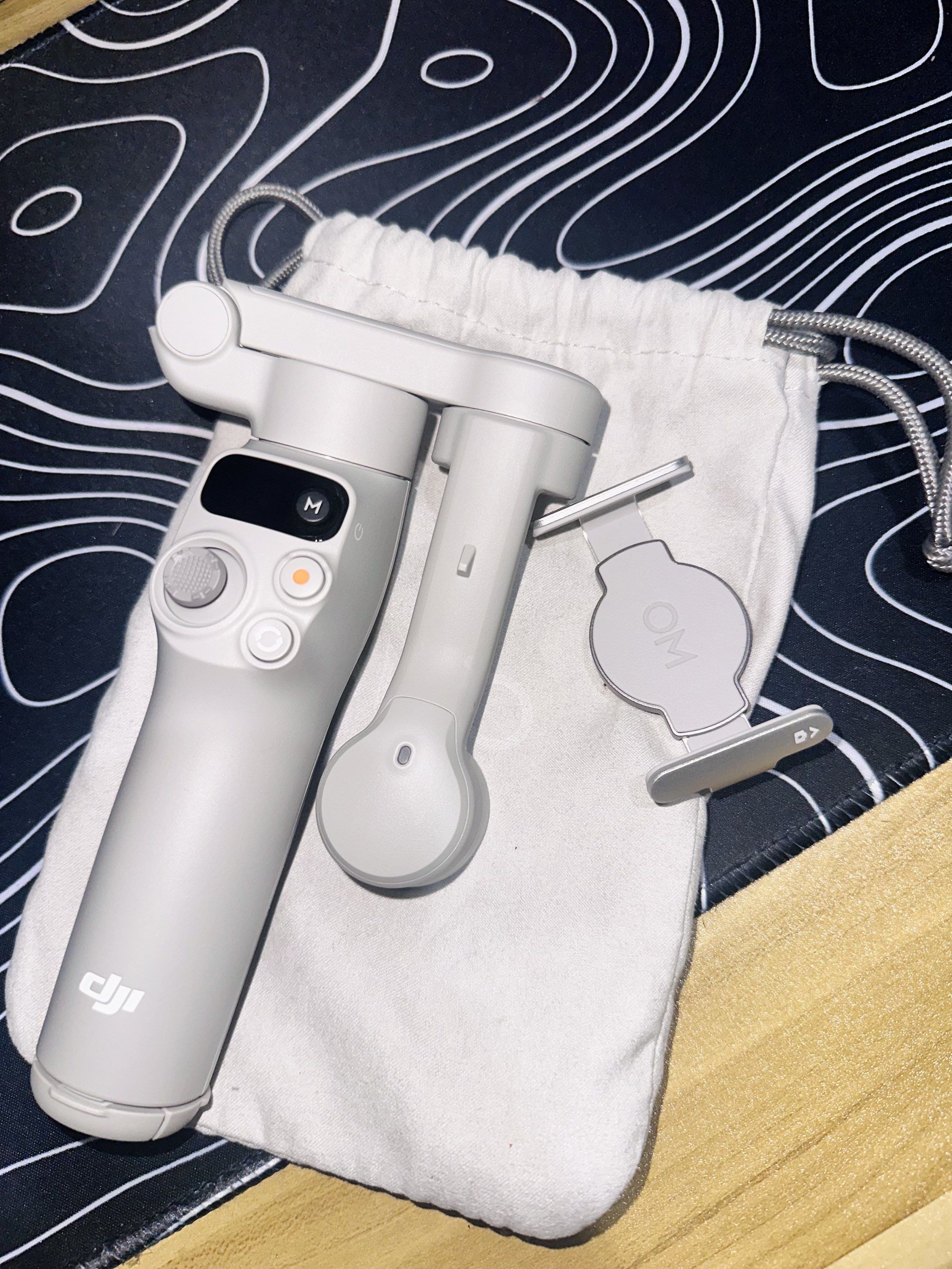 DJI OSMO MOBILE 7, Mobile Phones & Gadgets, Other Gadgets on Carousell