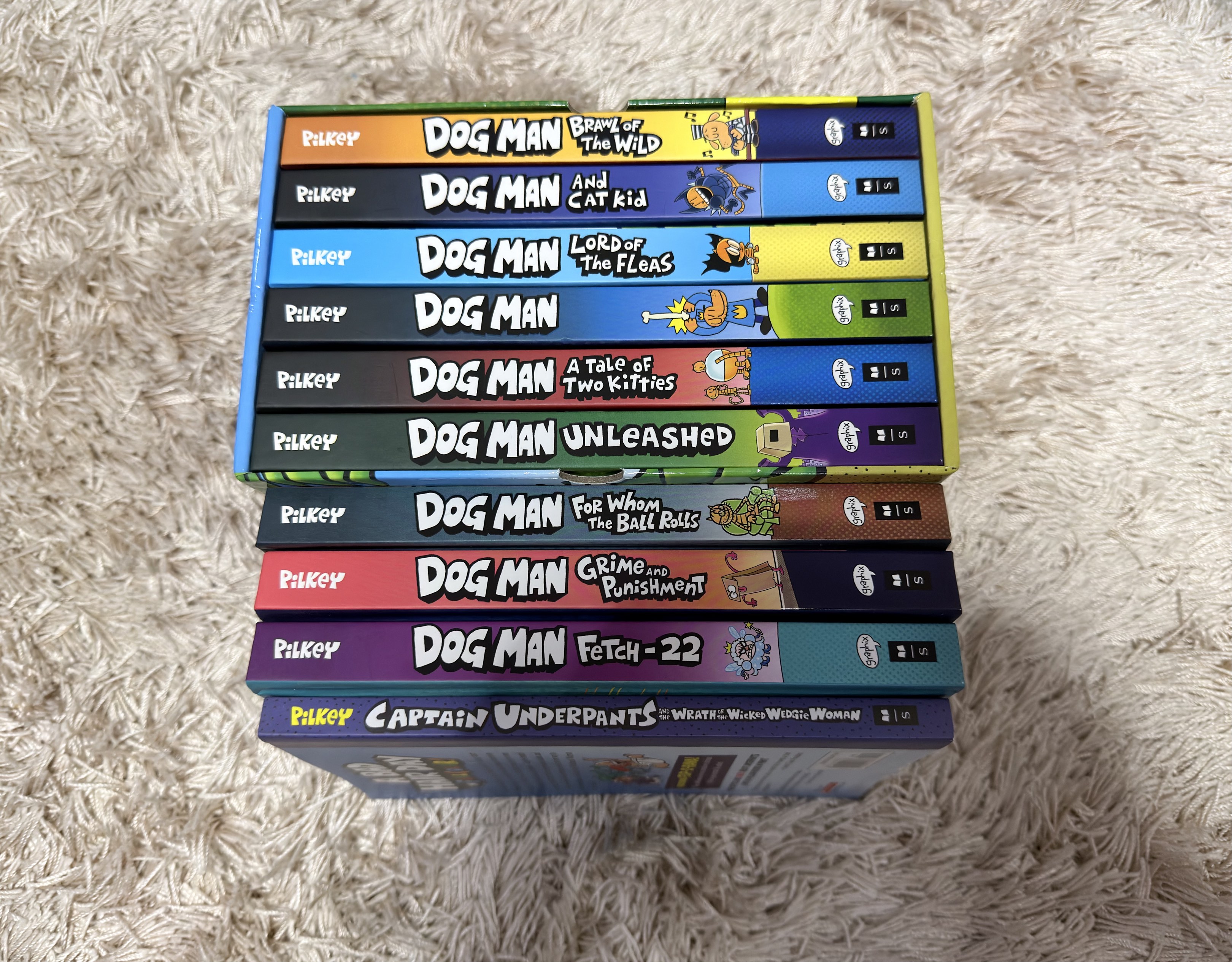 Dog Man & Captain Underpants Book Set, Hobbies & Toys, Books ...