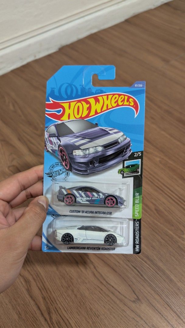 Hot Wheels 2-Packs - Various Models, Hobbies & Toys, Toys & Games on ...