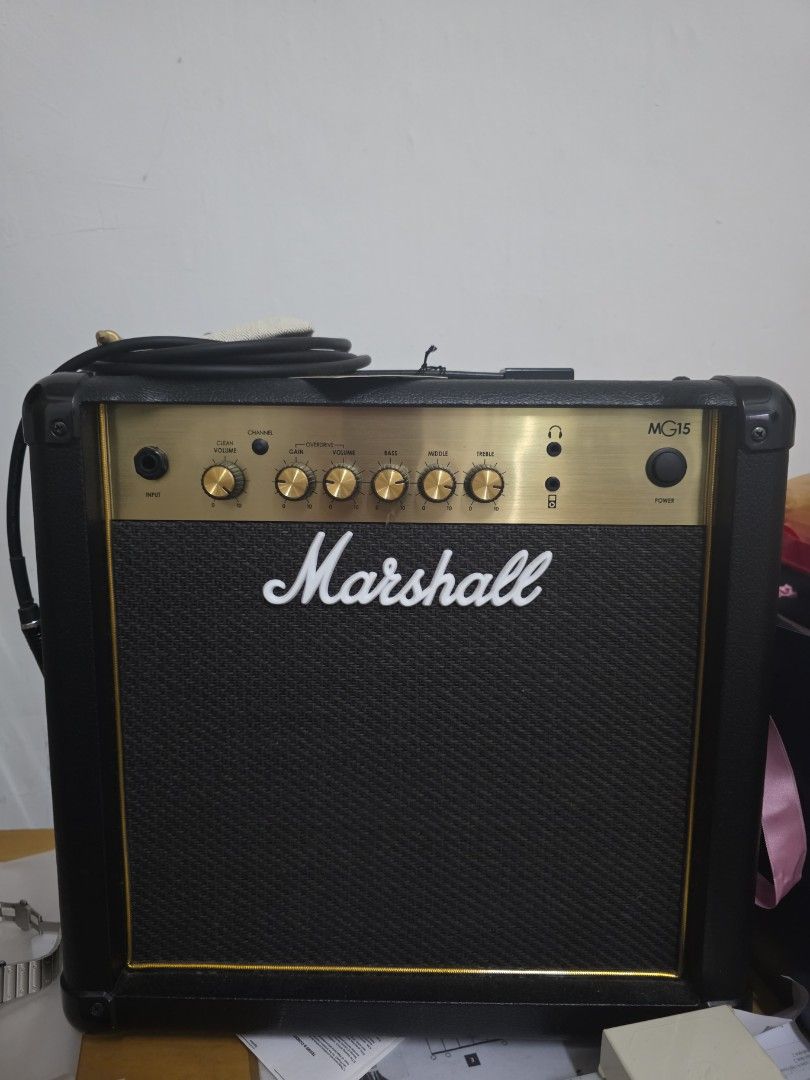 Ibanez Gio Electric Guitar Marshall G15 Amplifier, Hobbies & Toys ...