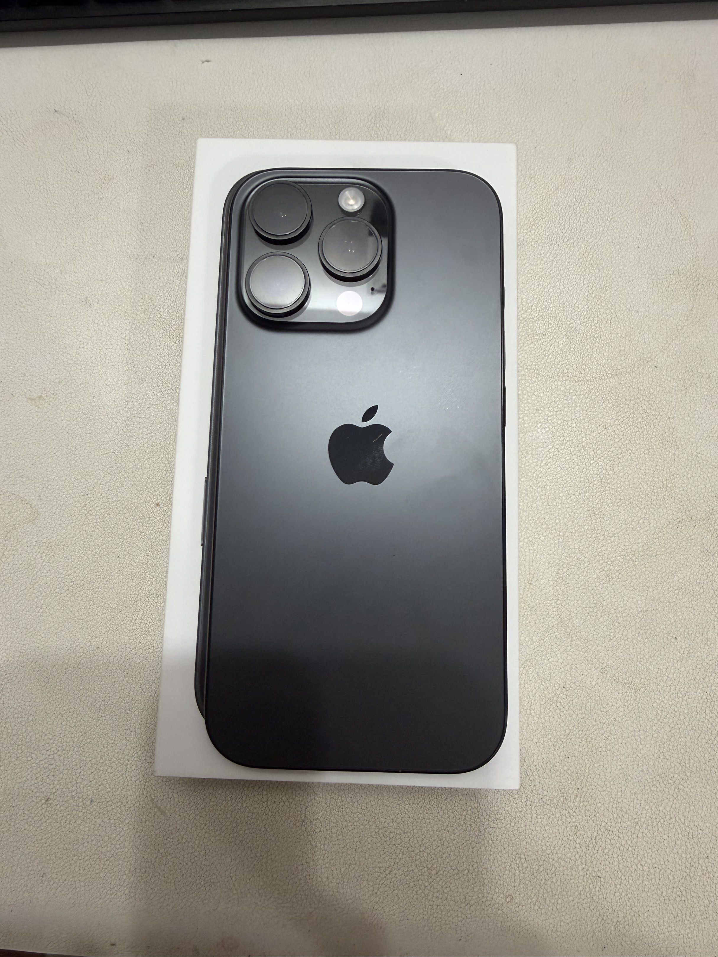 iPhone 16 Pro Black Titanium 256GB, Mobile Phones & Gadgets, Mobile ...