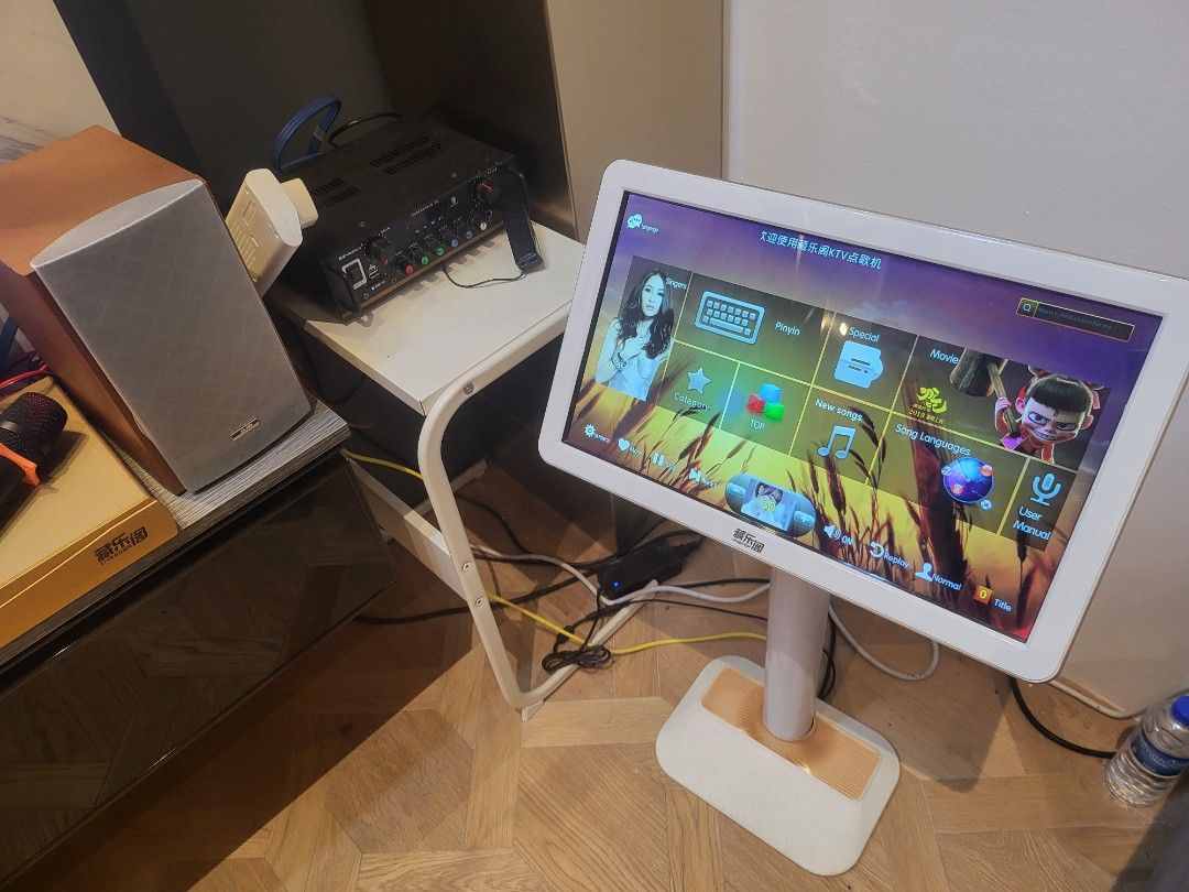 Karaoke System with 18 " touch Screen, Audio, Soundbars, Speakers ...