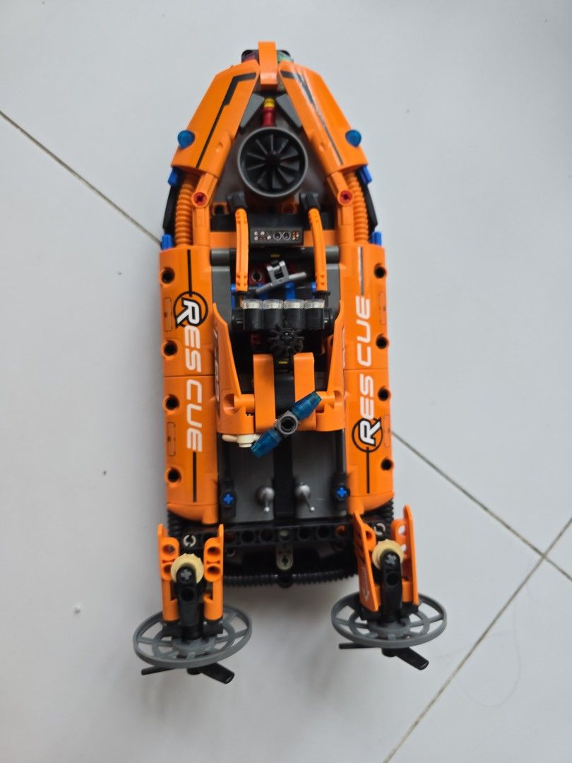 LEGO Technic Rescue Hovercraft (42120), Hobbies & Toys, Toys & Games on ...
