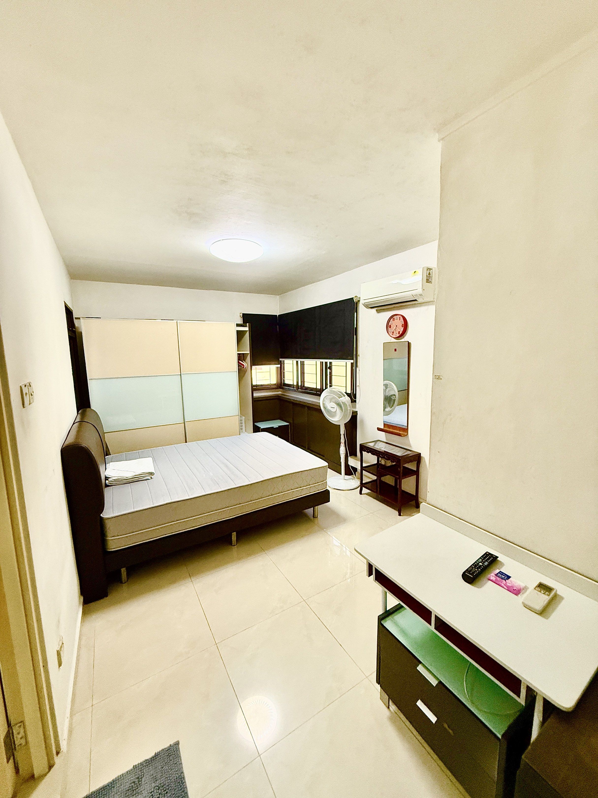 MASTER ROOM FOR RENT IN CHOA CHU KANG CRESCENT - NO AGENT FEE- $1,050 ...