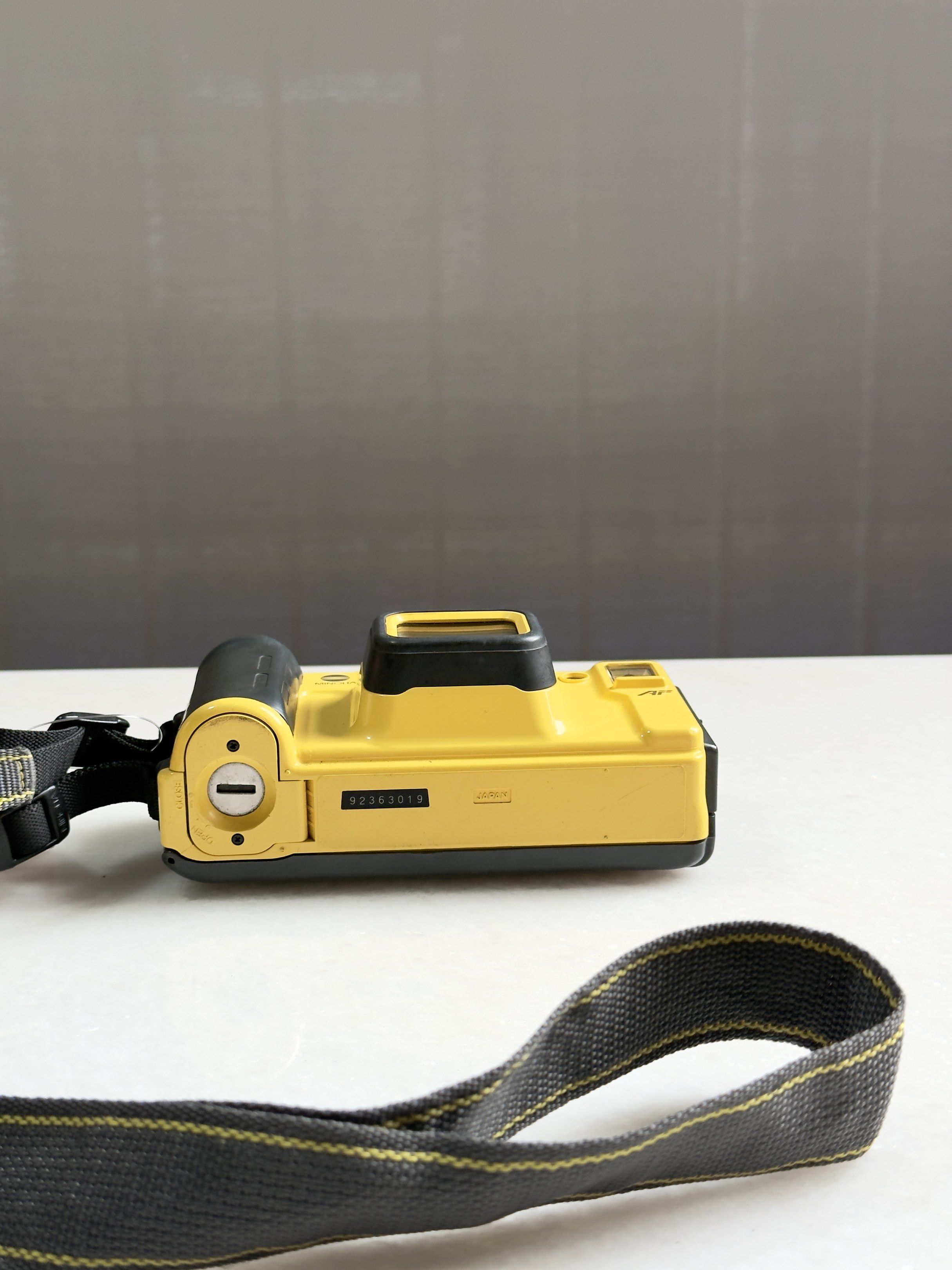 Minolta Weathermatic Dual 35 , Photography, Cameras on Carousell