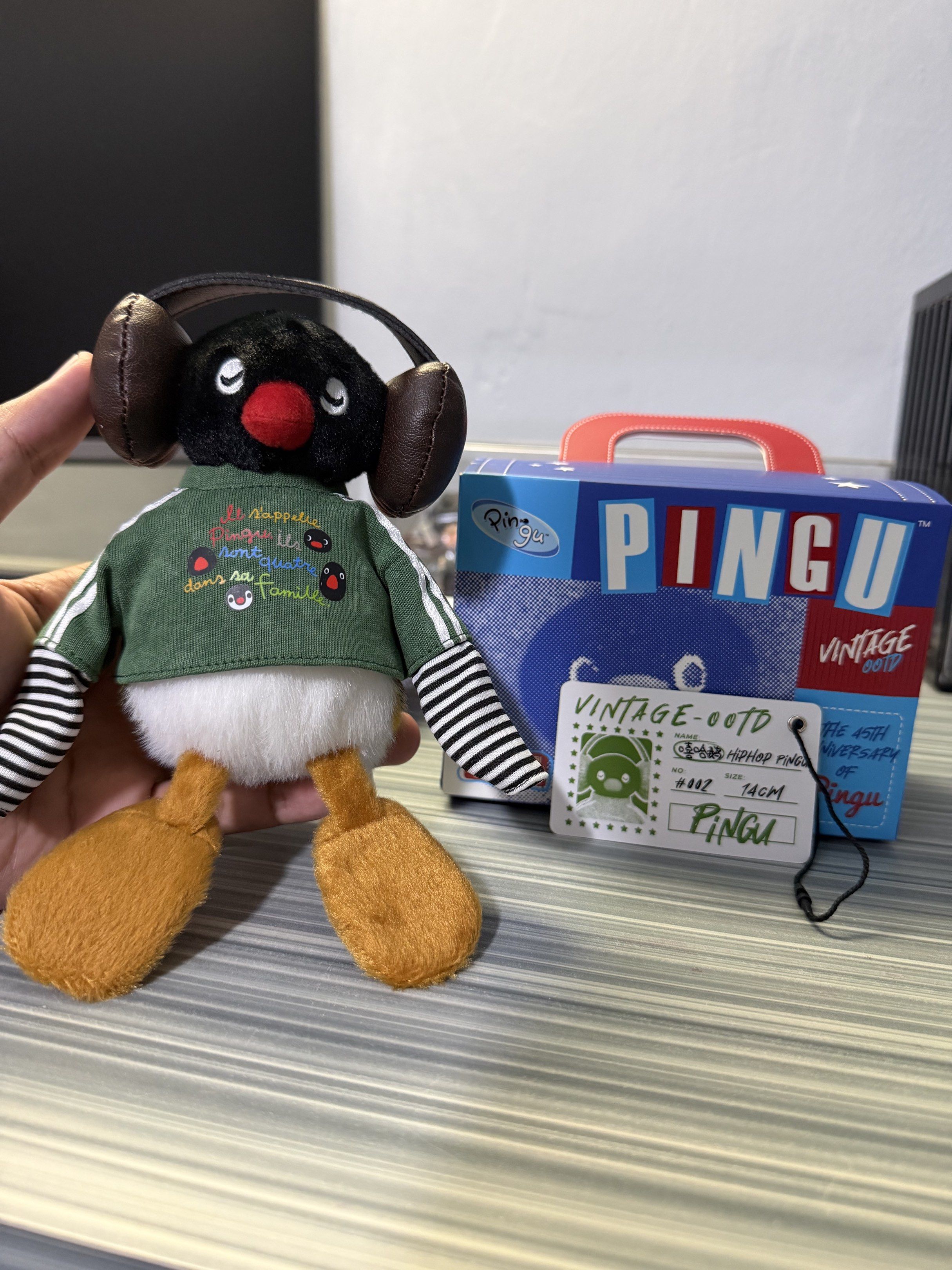 Pingu 45th Anniversary OOTD Vintage Plush Retro Blind Box ( HipHop ...