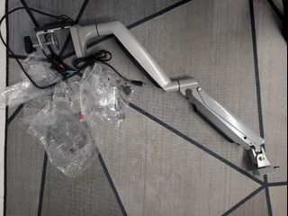 Prism+ Vantage Triple Monitor Arm, Computers & Tech, Parts ...