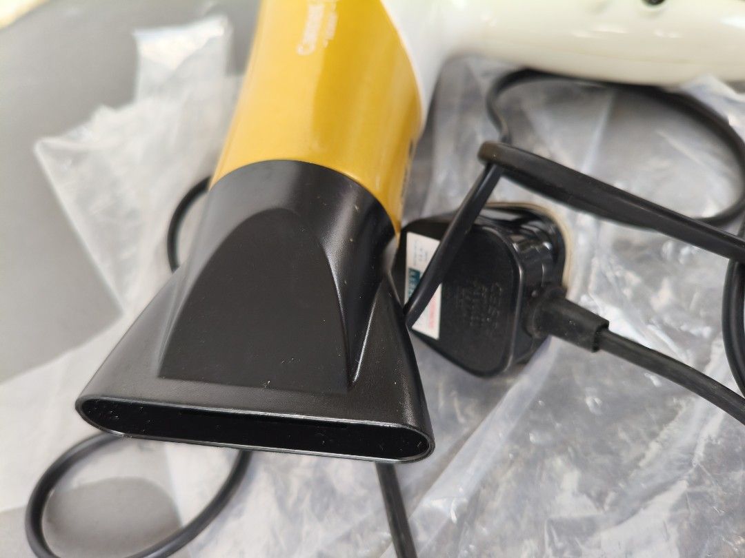 Professional stylist Cannell Hair Dryer - Yellow and White, Beauty ...