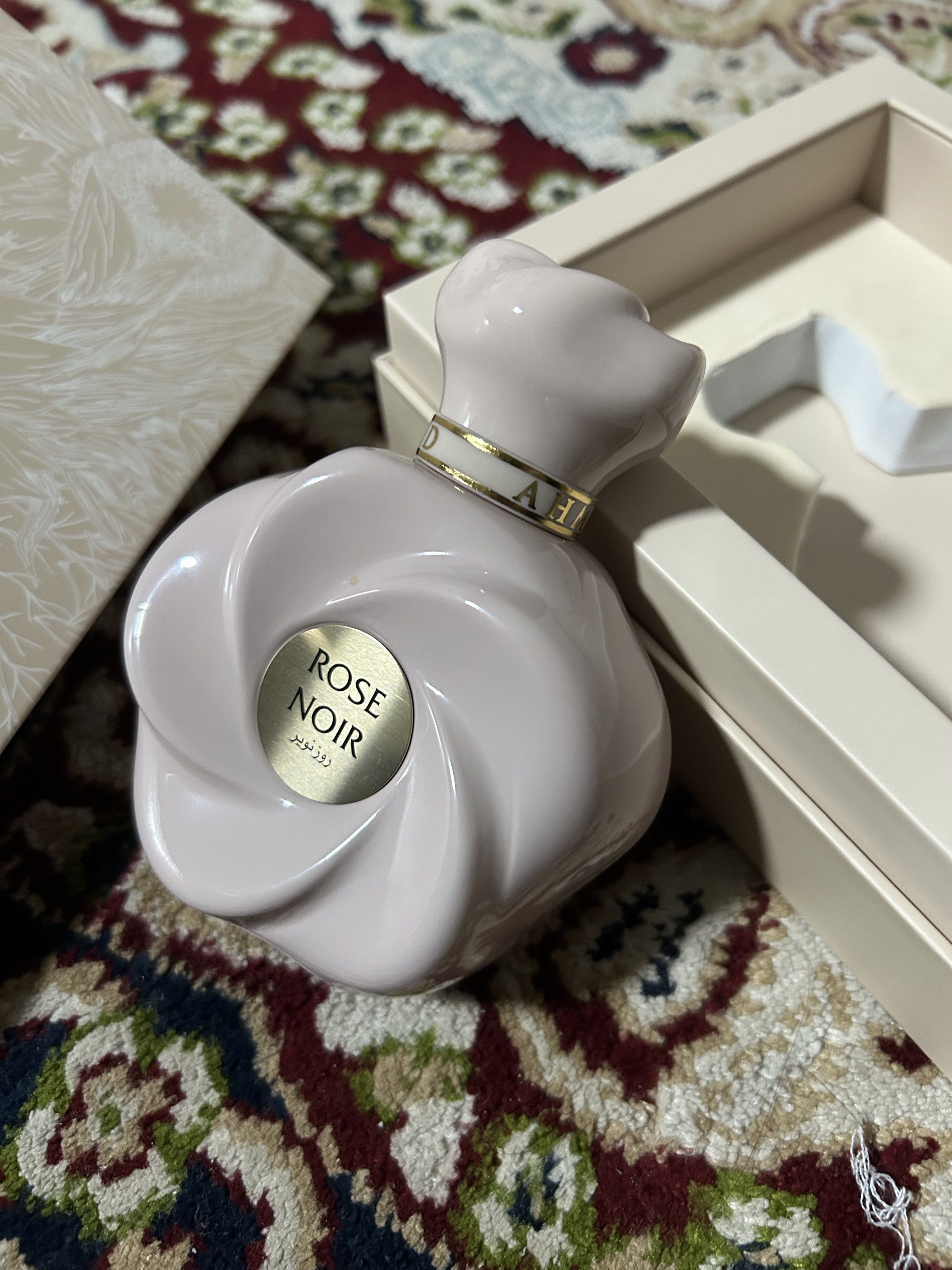 Rose Noir Extrait de Parfum 75ml, Beauty & Personal Care, Fragrance ...