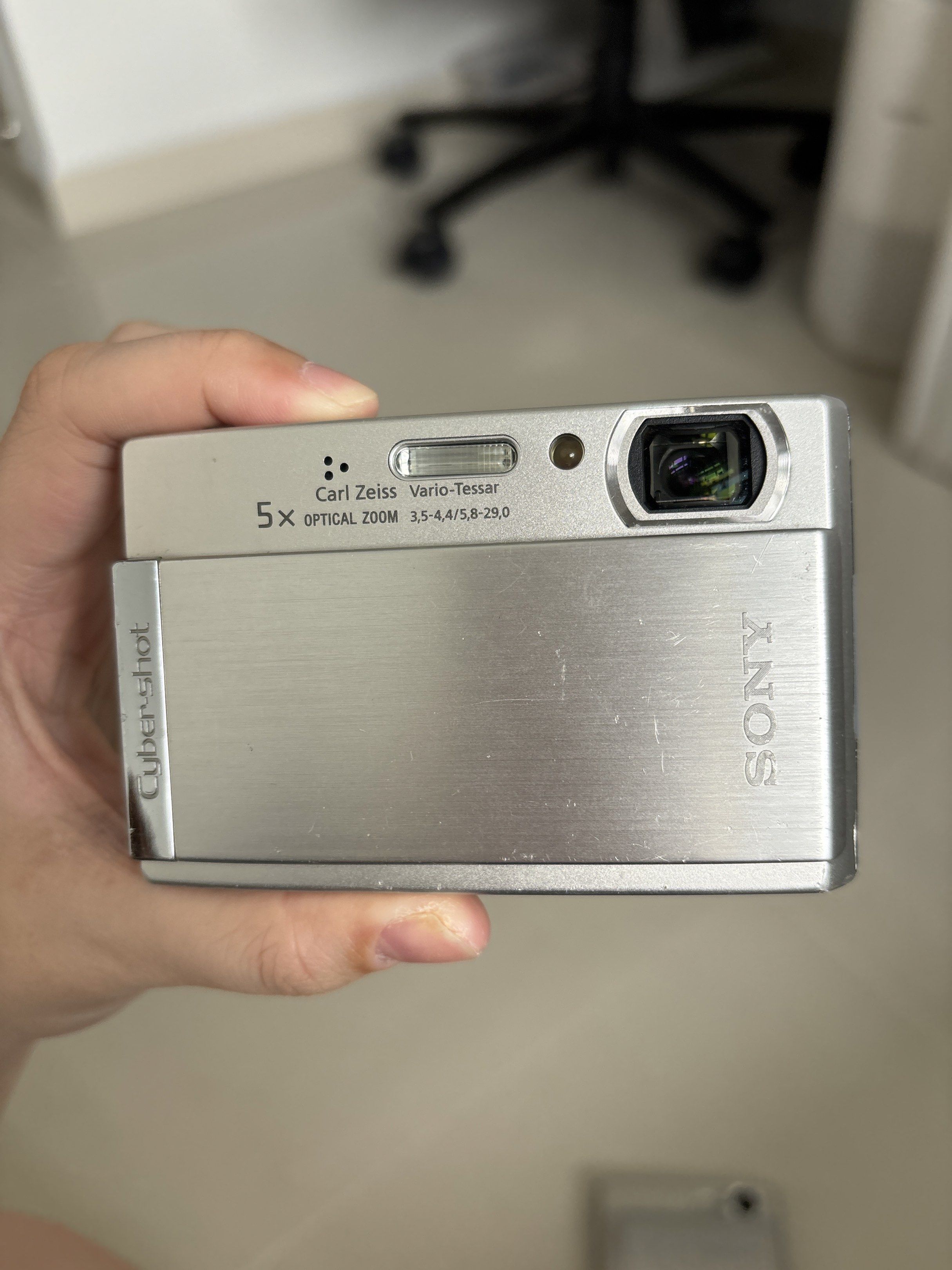 Sony cyber shot digital camera, Photography, Cameras on Carousell
