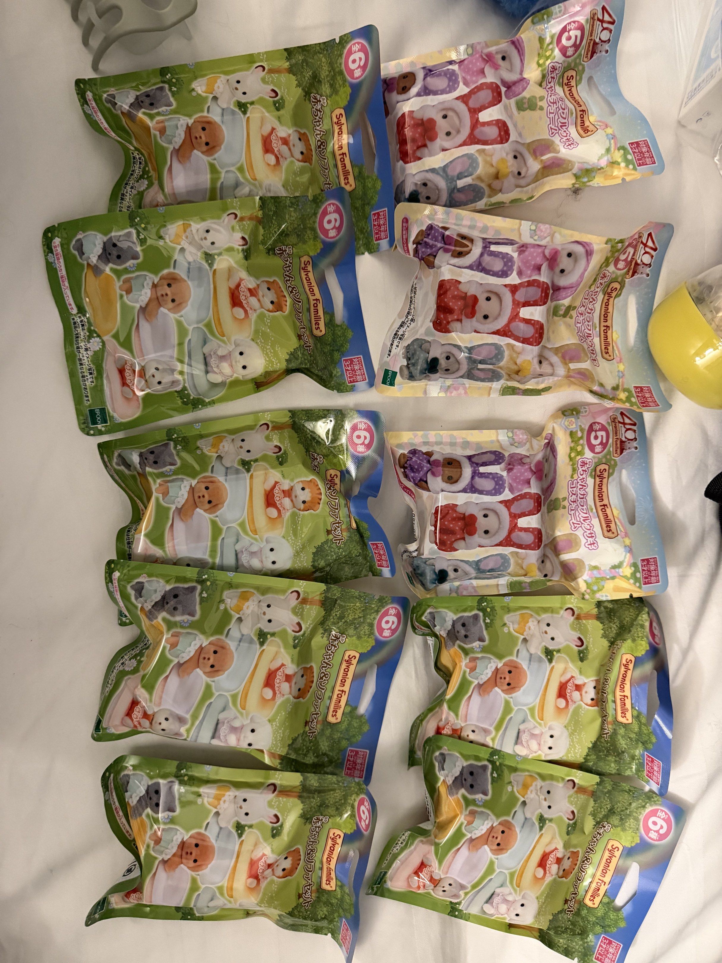 Sylvanian Families Blind Bags 40th Anniversary / Sofa Set / Doki Doki ...