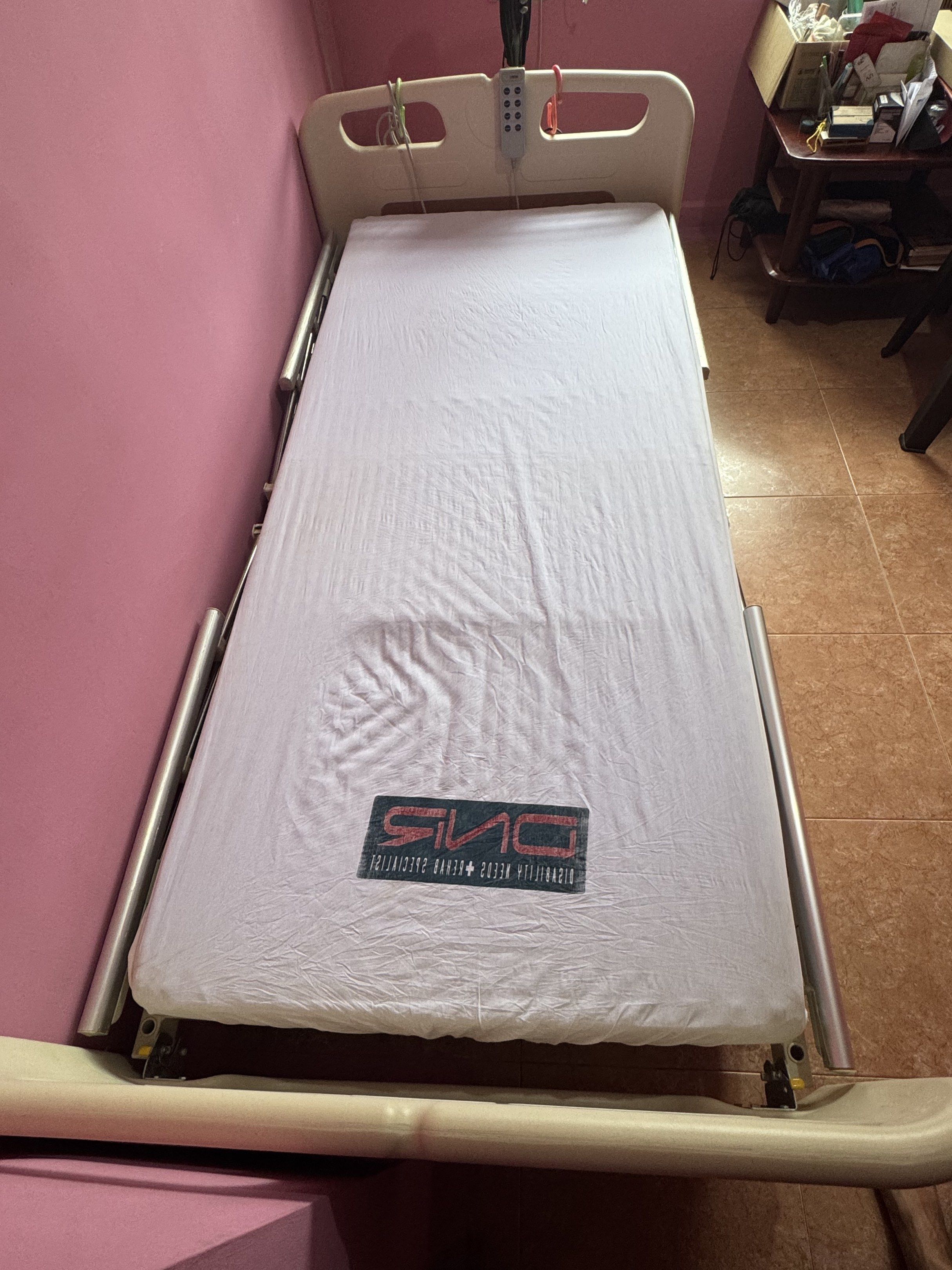 T Motion Electric Hospital Bed, Furniture & Home Living, Furniture, Bed ...
