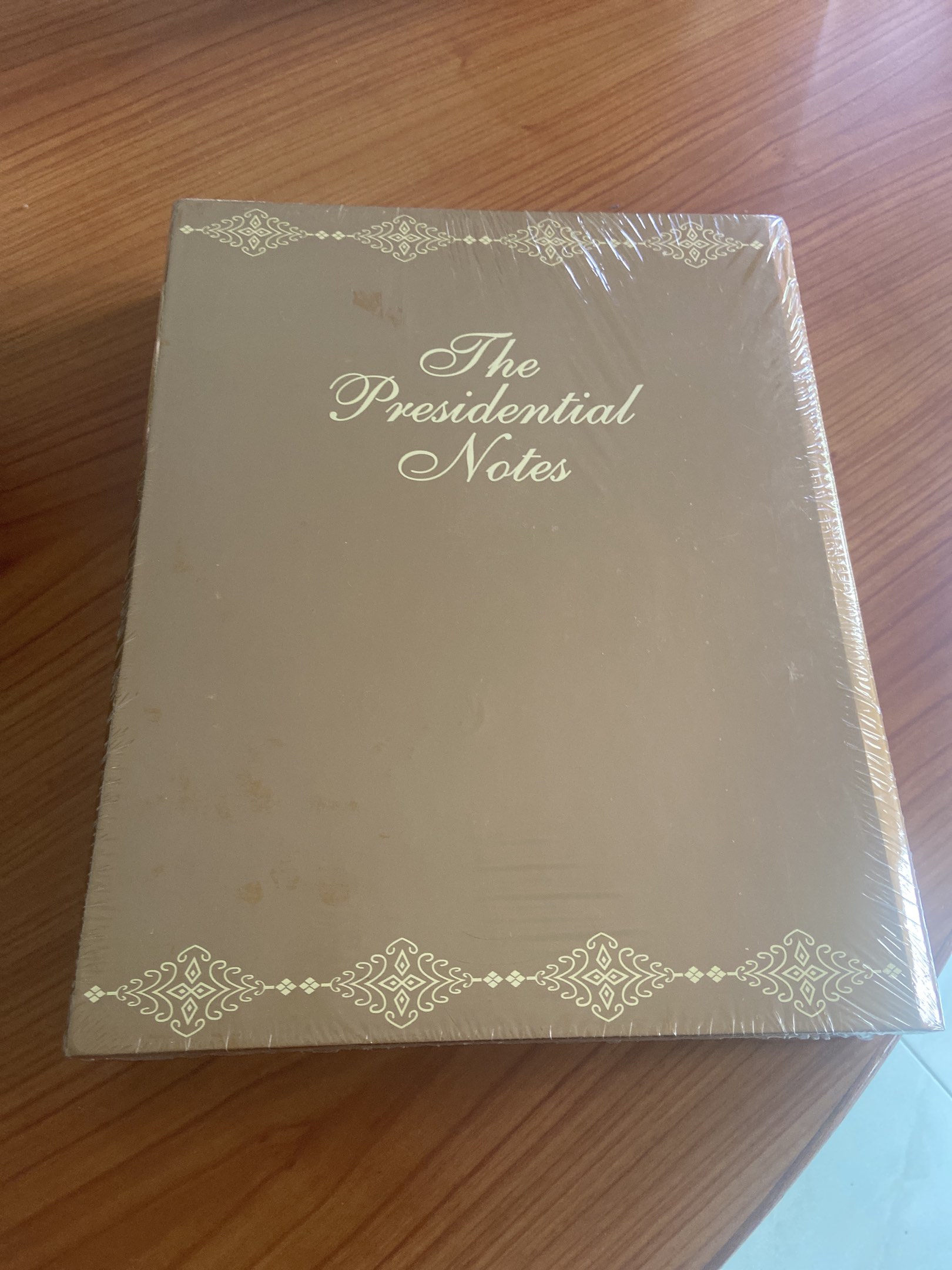 The Presidential Notes Notebook - Brand New, Hobbies & Toys, Stationery ...