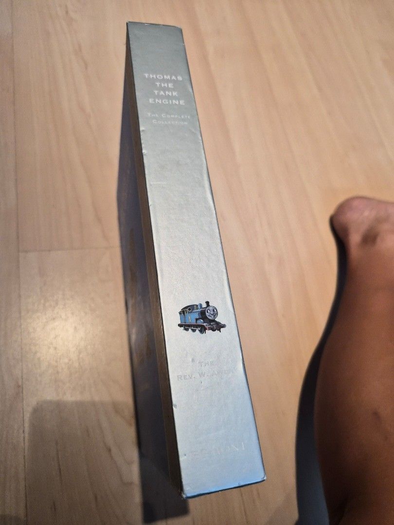 Thomas the Tank Engine Book, Hobbies & Toys, Books & Magazines ...