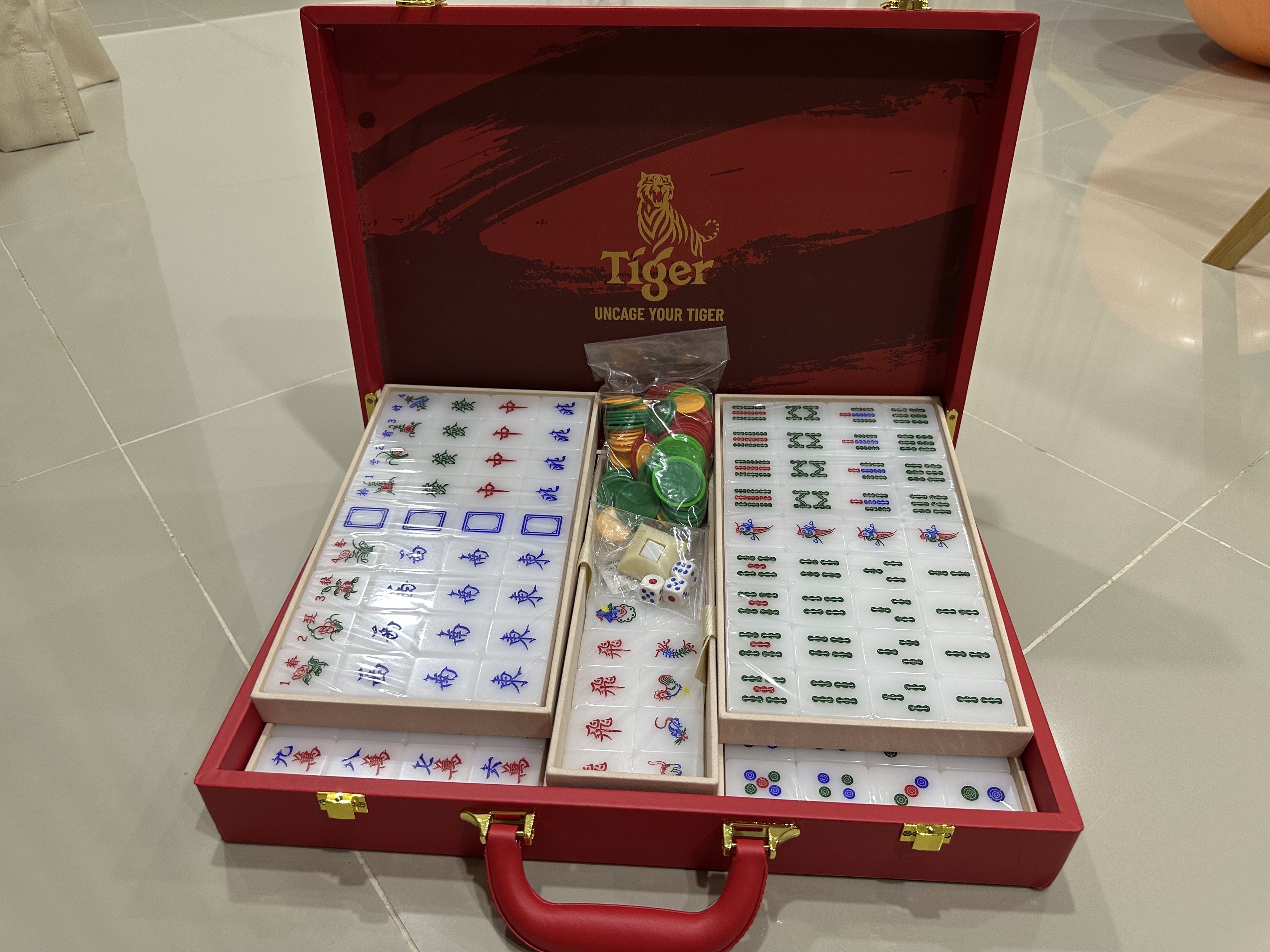 Tiger Mahjong Set 2026, Hobbies & Toys, Toys & Games on Carousell